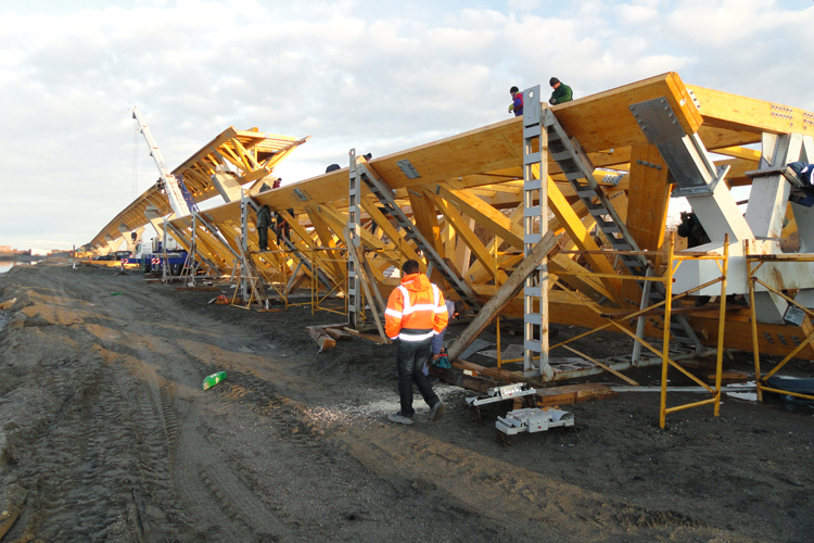 Idea 657946: Anaklia-Ganmuhkuri Pedestrian Bridge by Fast + Epp - Architizer