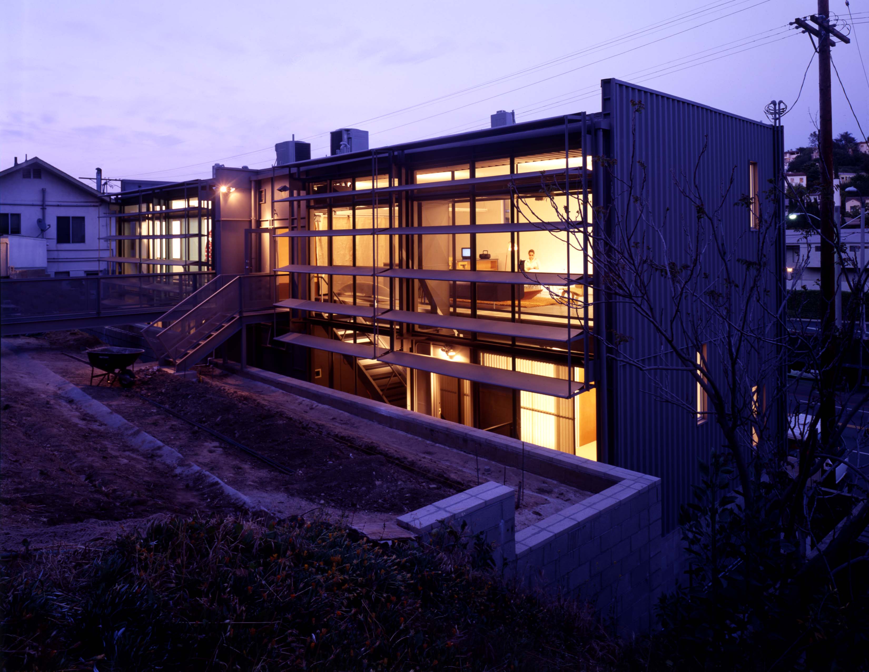 Idea 664964: 2225 Hyperion Avenue by Jones, Partners: Architecture - Architizer