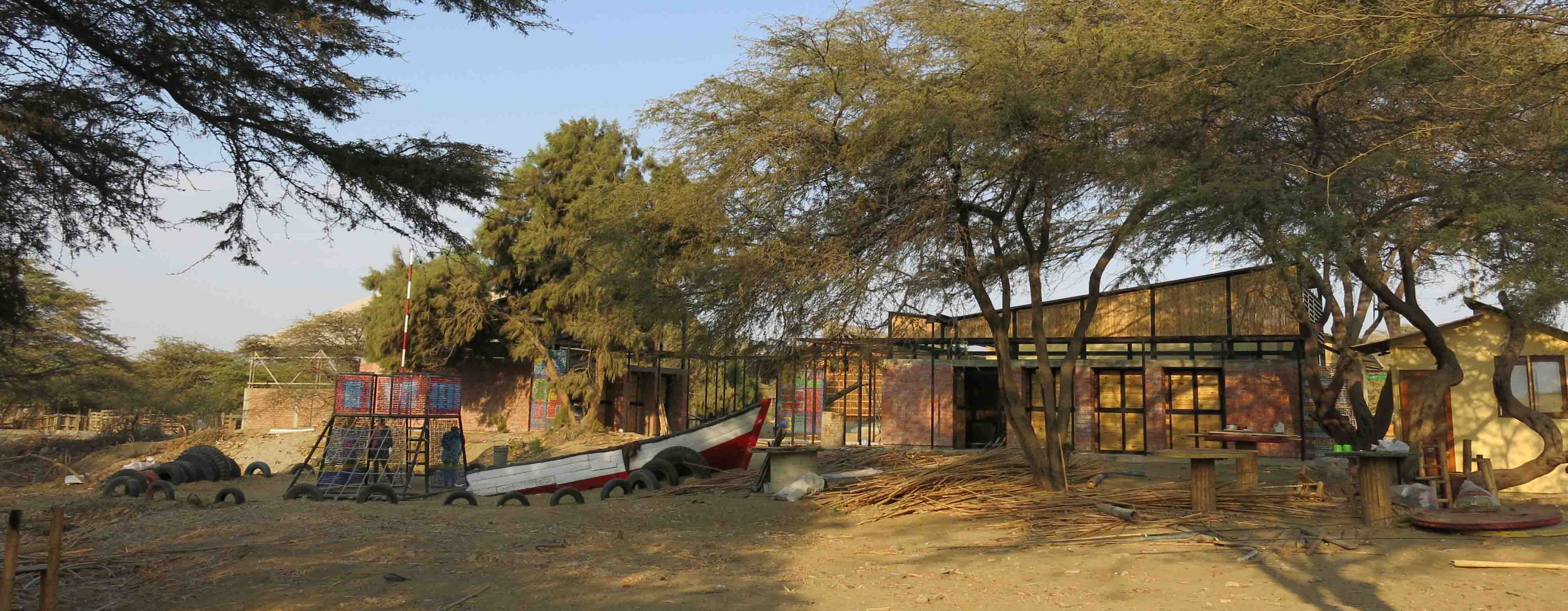 Idea 752906: Santa Elena de Piedritas School by Architecture for ...