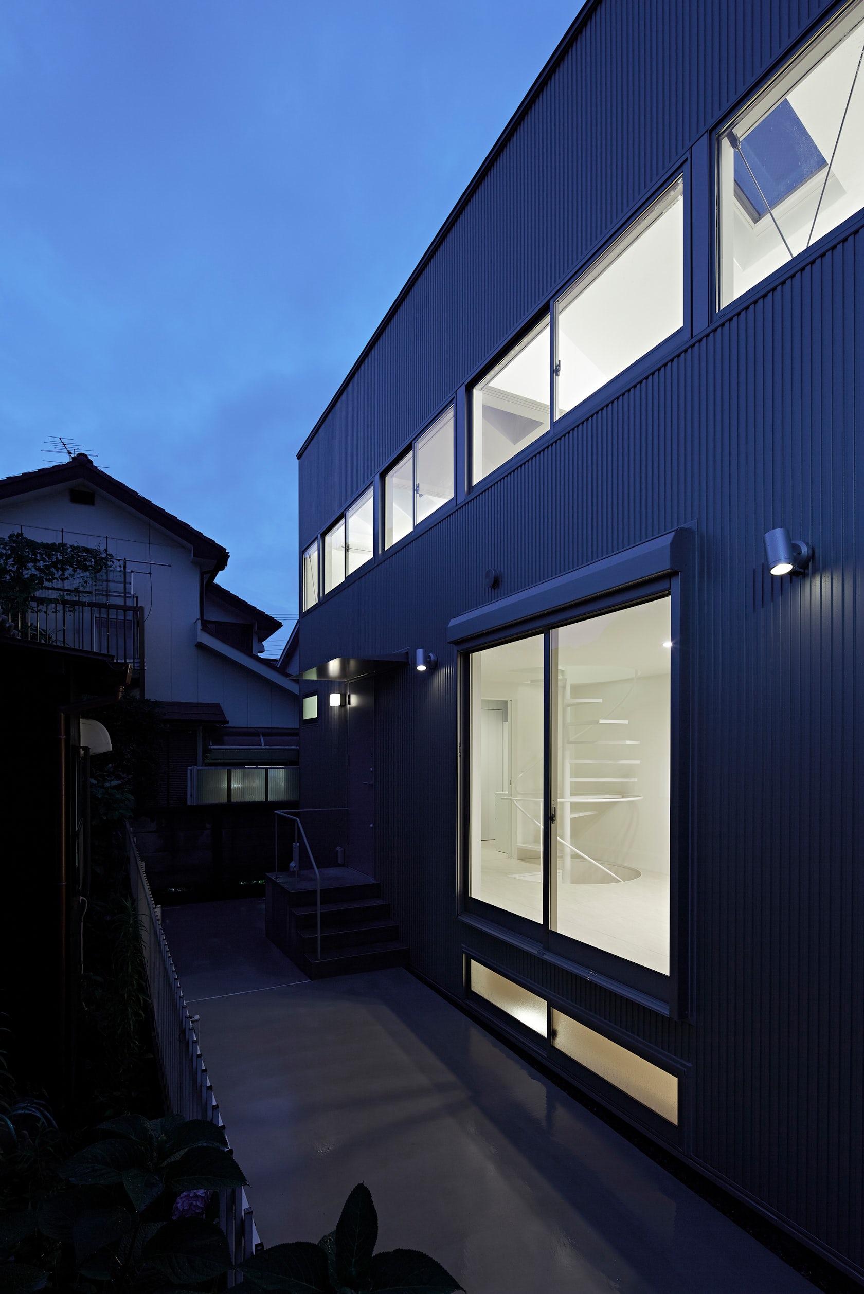Long Window House By Another APARTMENT Architizer long-window-house-by-another-apartment-architizer