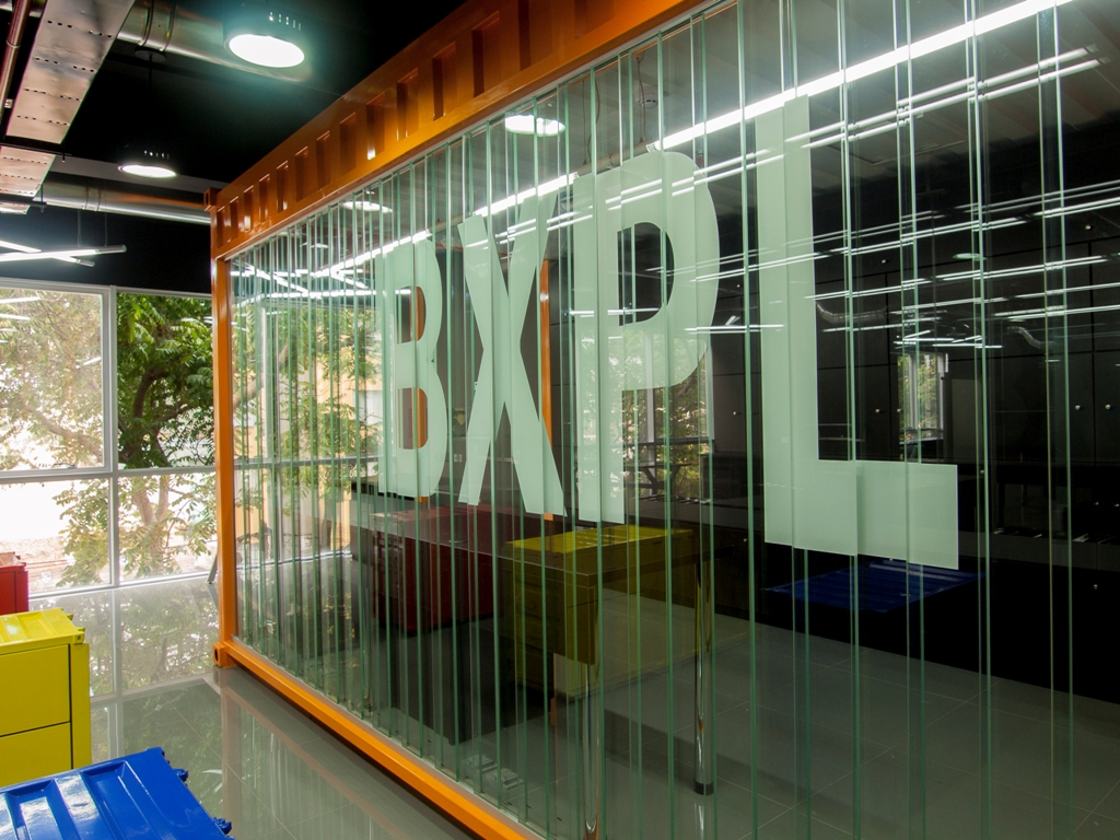 Boxpool Customs Agency Headquarters by Constructores Maestros - Architizer