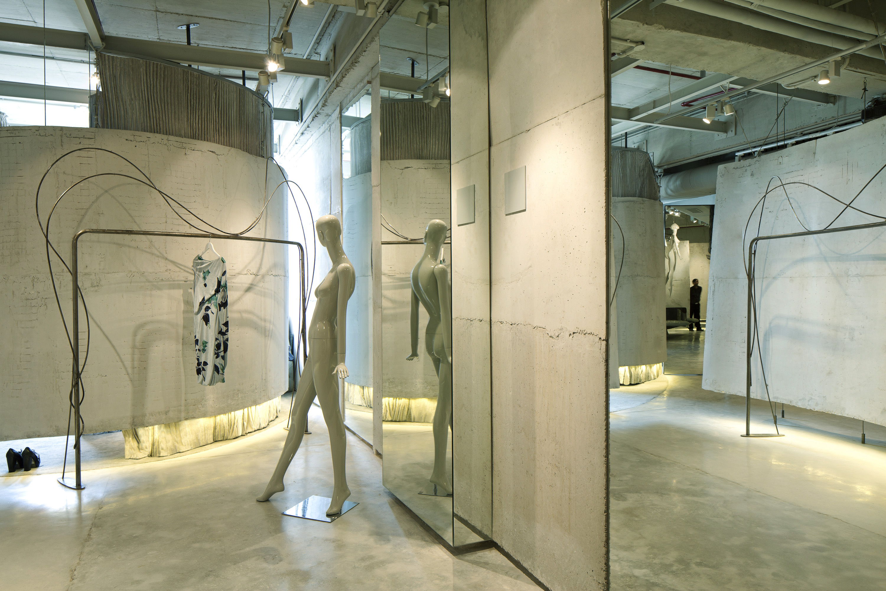 Idea 1133315: Gaurav Gupta by Studio Lotus in New Delhi, India - Architizer