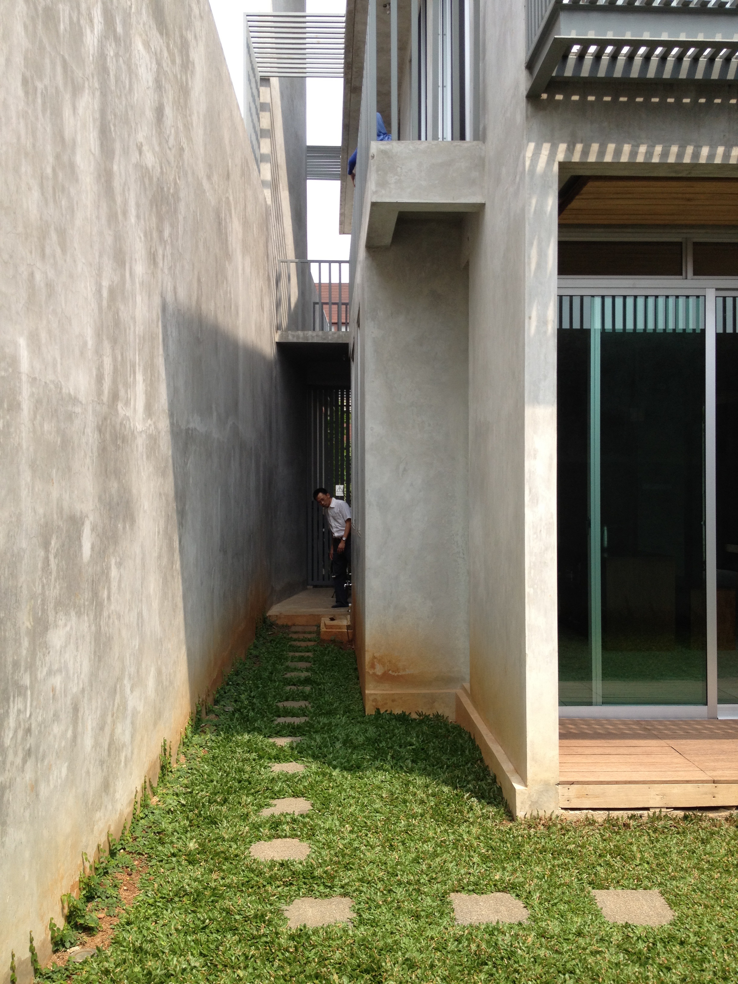 Bare Minimalist Architizer