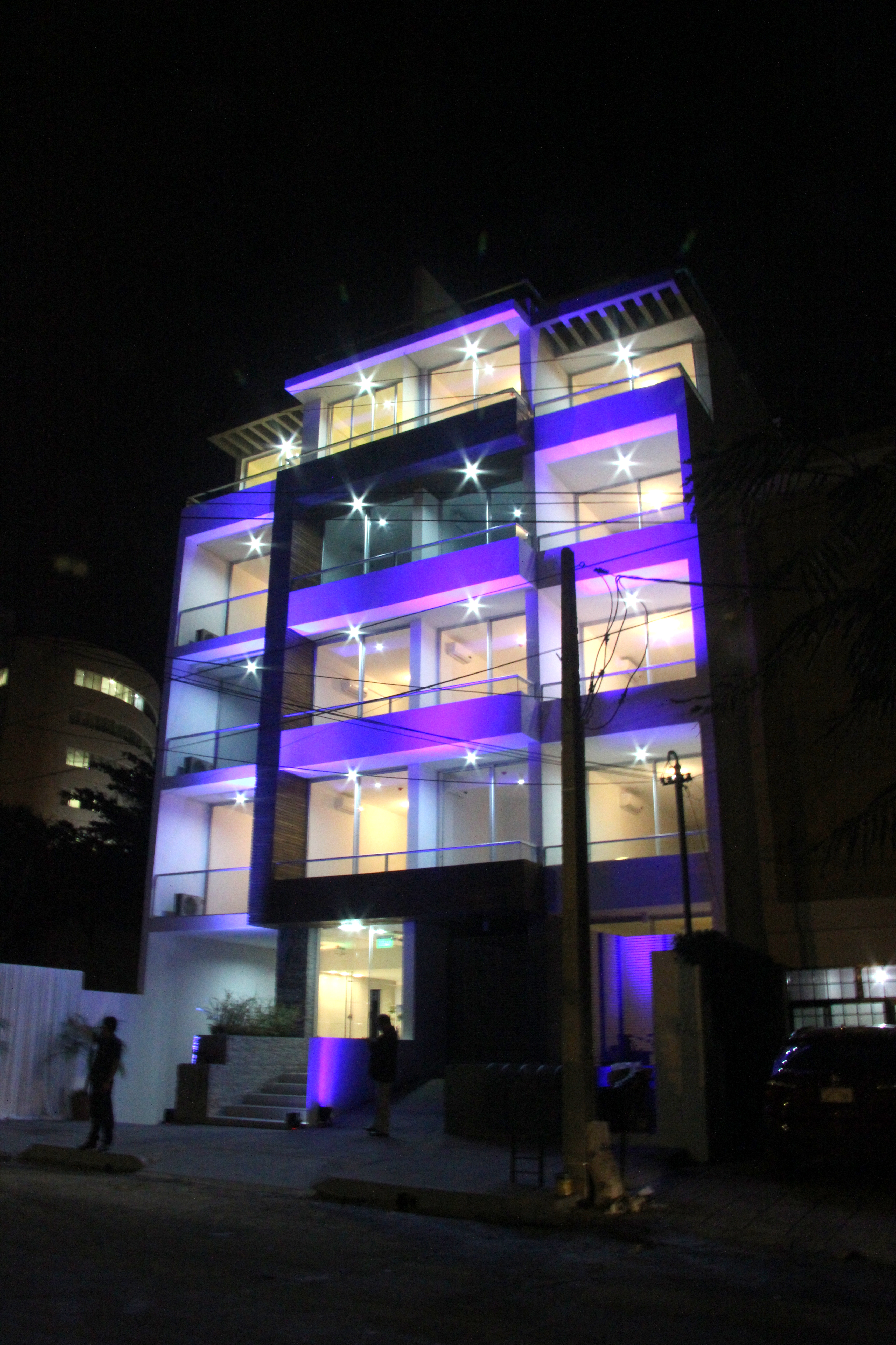 Edificio Manantiales I by DH l Diaz Herranz arquitectos - Architizer