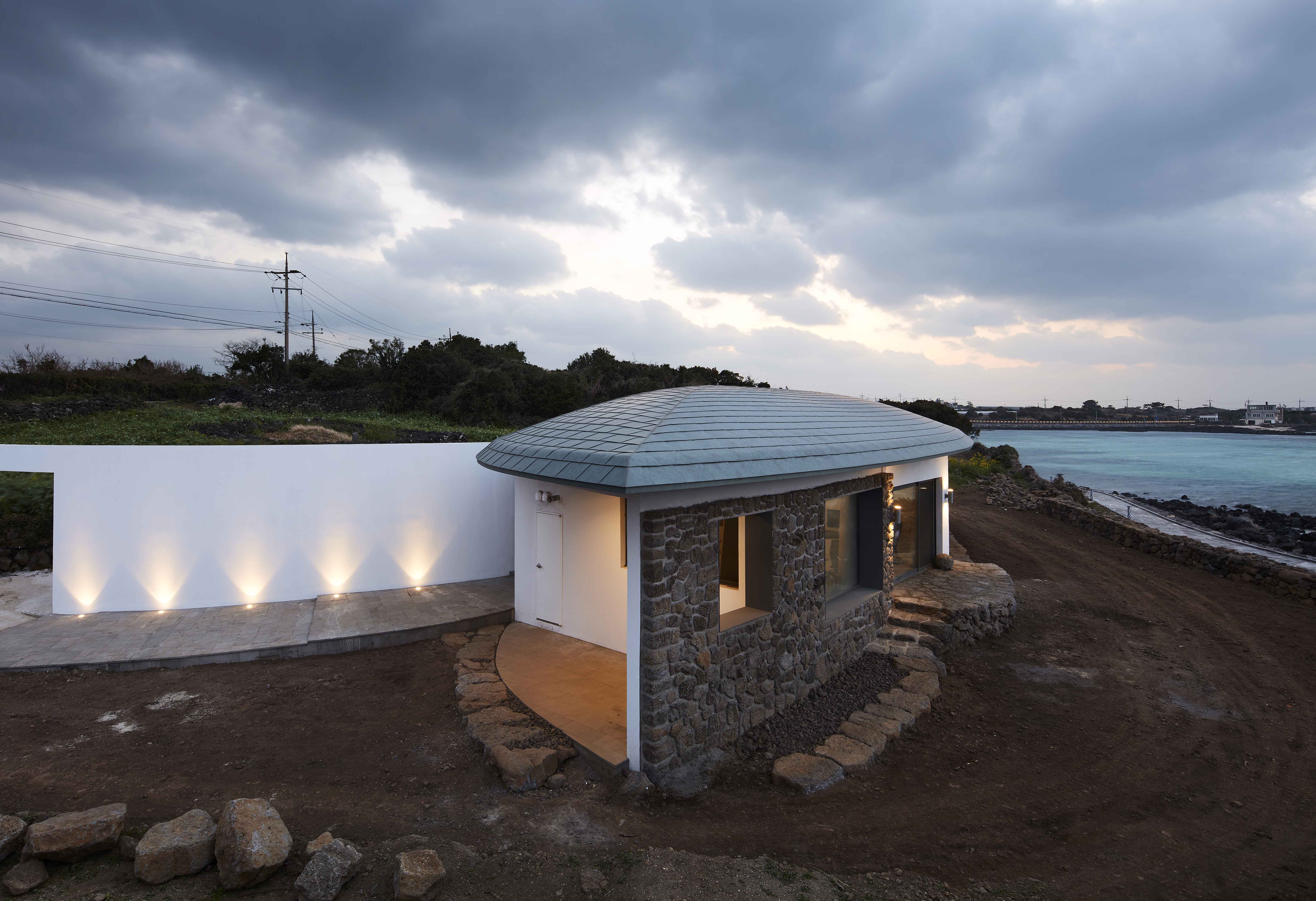 Idea 3122752: Casa Gaia by Studio Gaon in Jeju-si, South Korea - Architizer