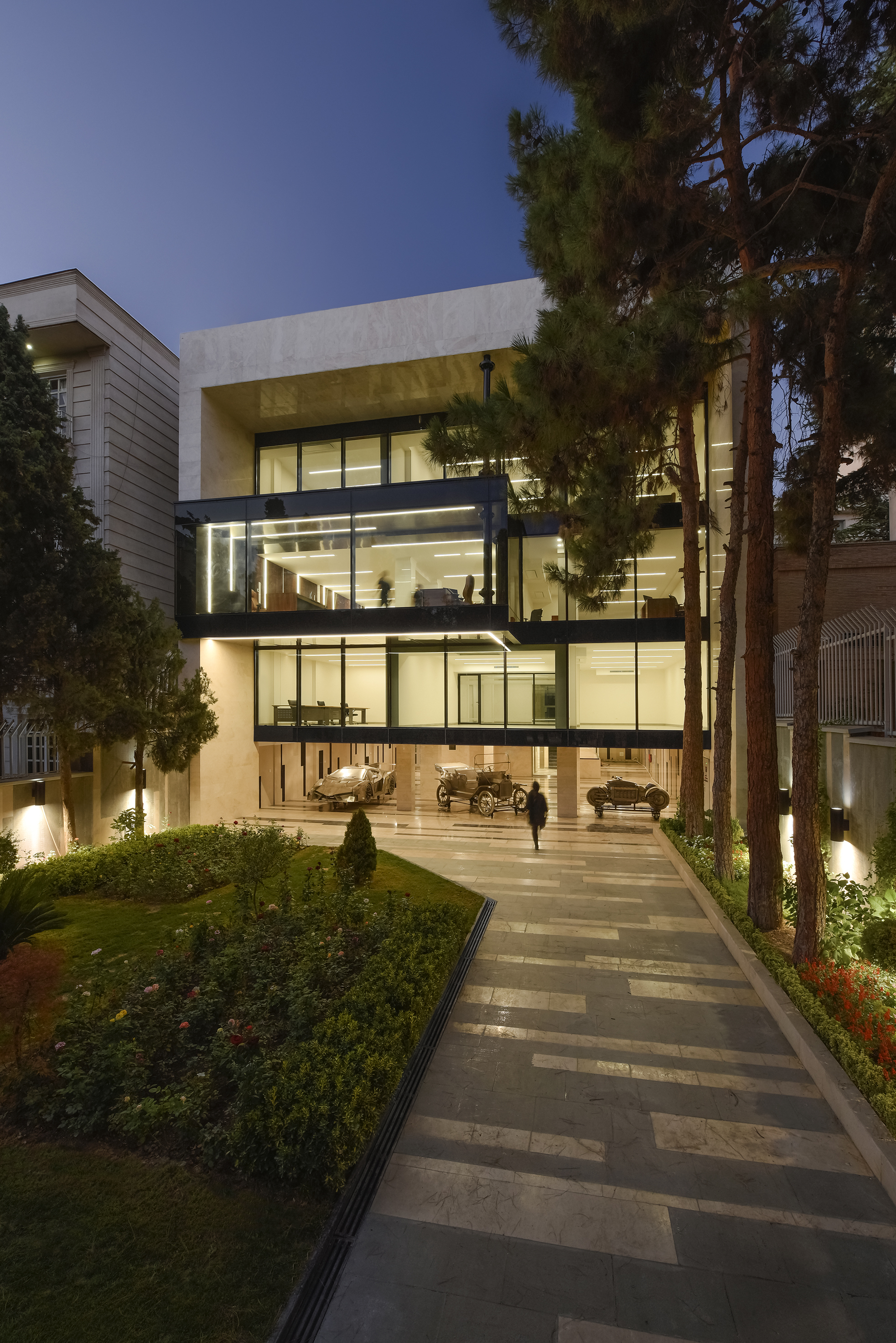 Aramesh by Eade va Ejra - Architizer