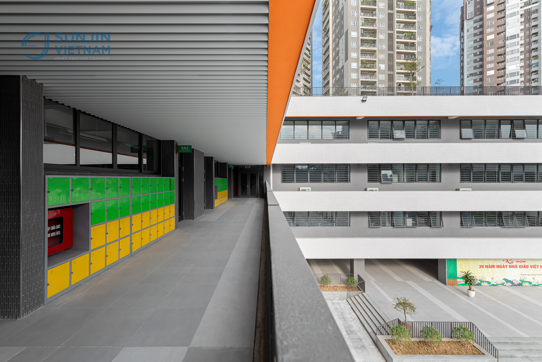 TRAN DUY HUNG SECONDARY SCHOOL by Sunjin Vietnam Joint Venture Company - Architizer