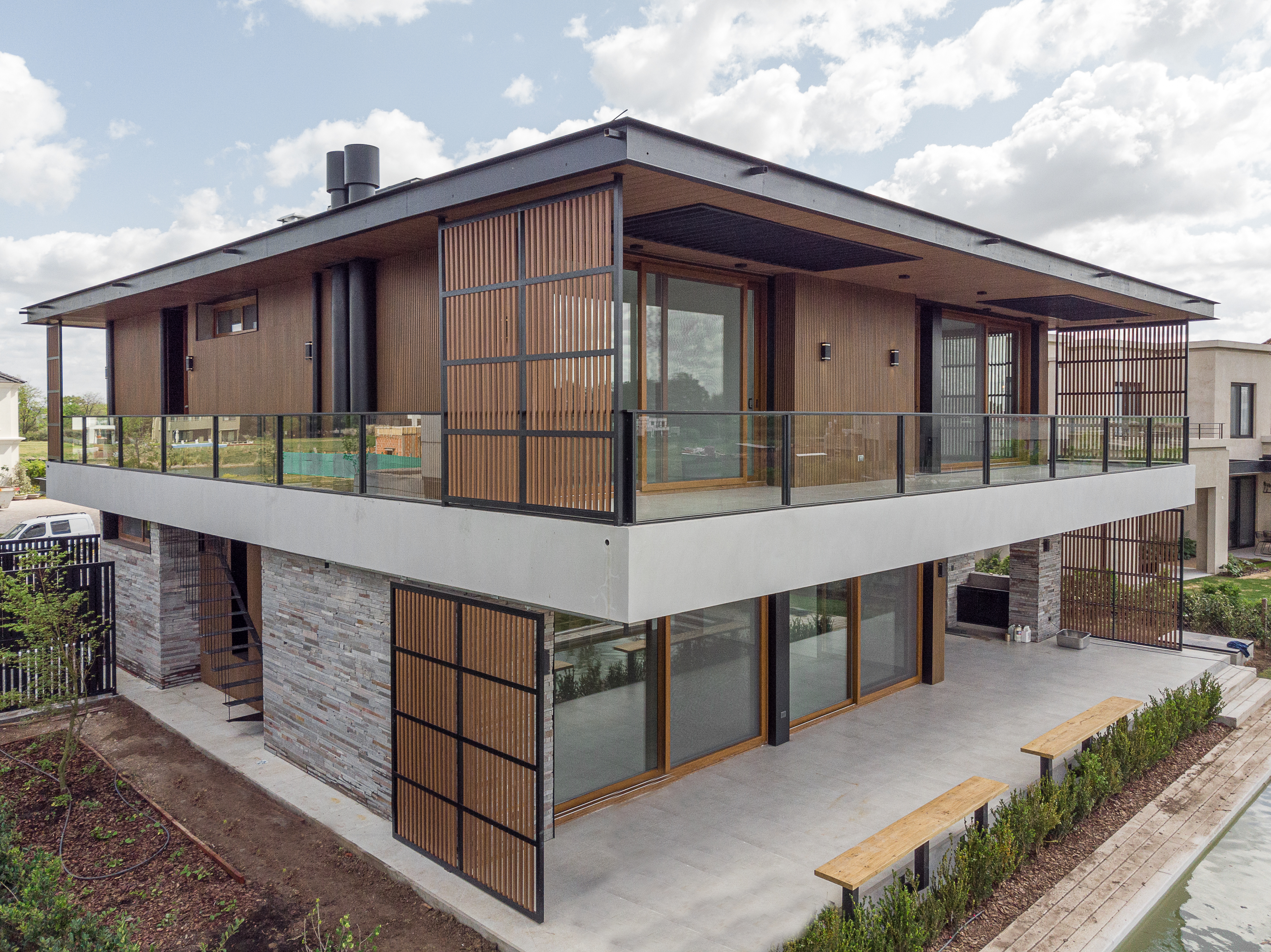 Backhander (La Calesa, Pilara) by MATIAS LOPEZ LLOVET - Architizer