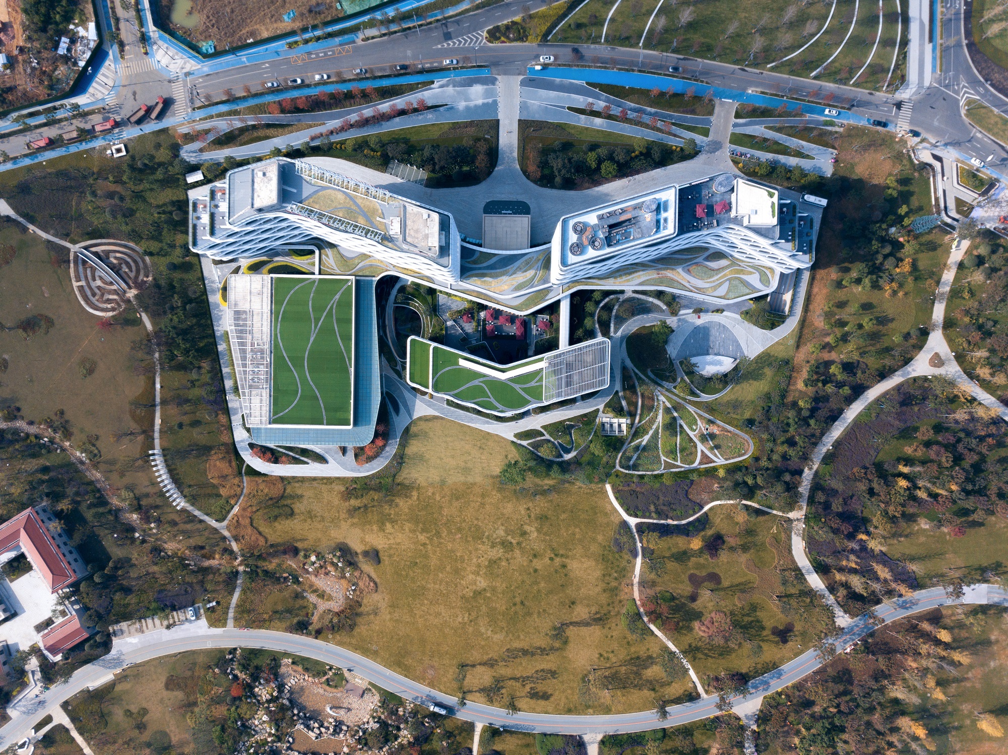 Mumian Chengdu Dong’an Lake to redefine a New Leisure and Resort Destination by Aedas - Architizer