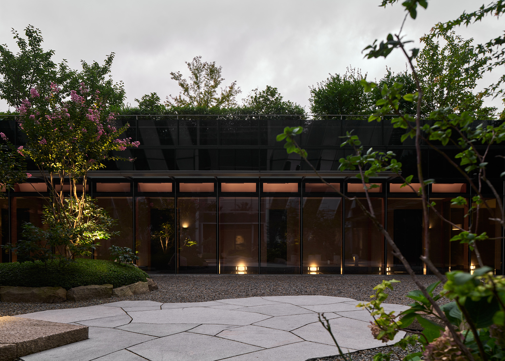 Sheng Yongxing (Lujiazui Branch) by Tanzo Space Design - Architizer