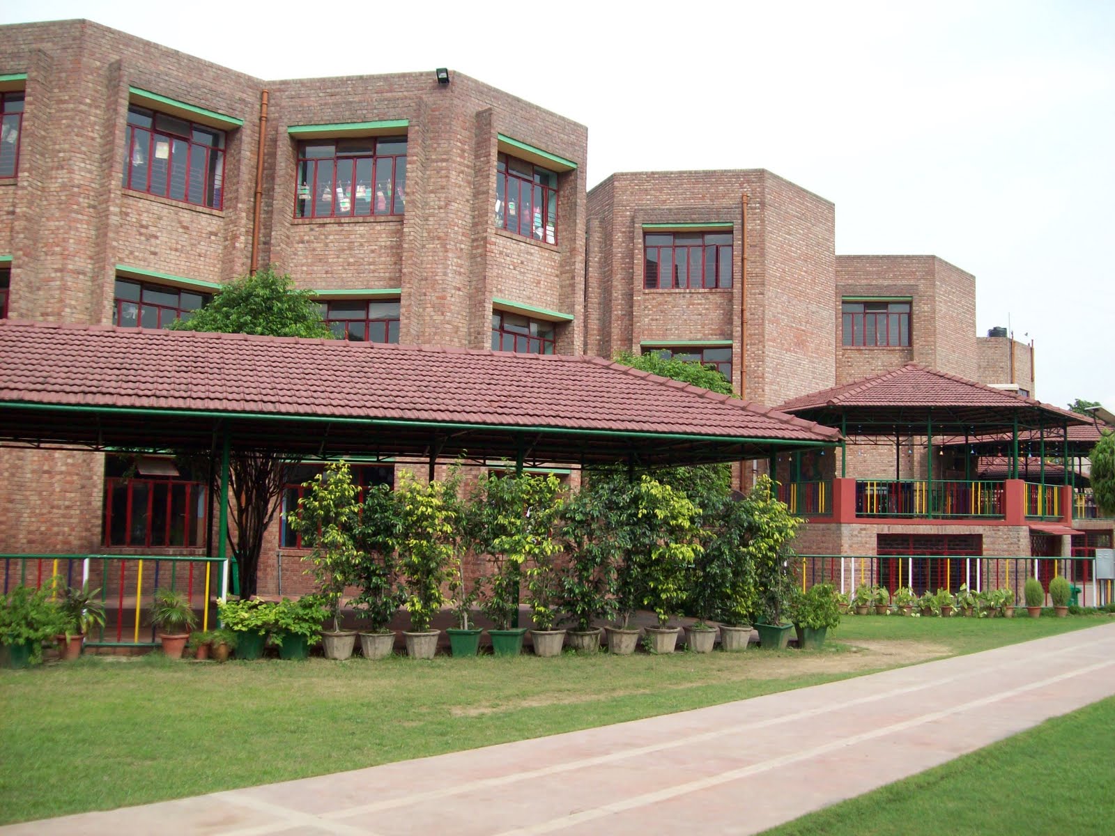 Delhi Public School, Vasant Vihar by Vijay Gupta Architects - Architizer
