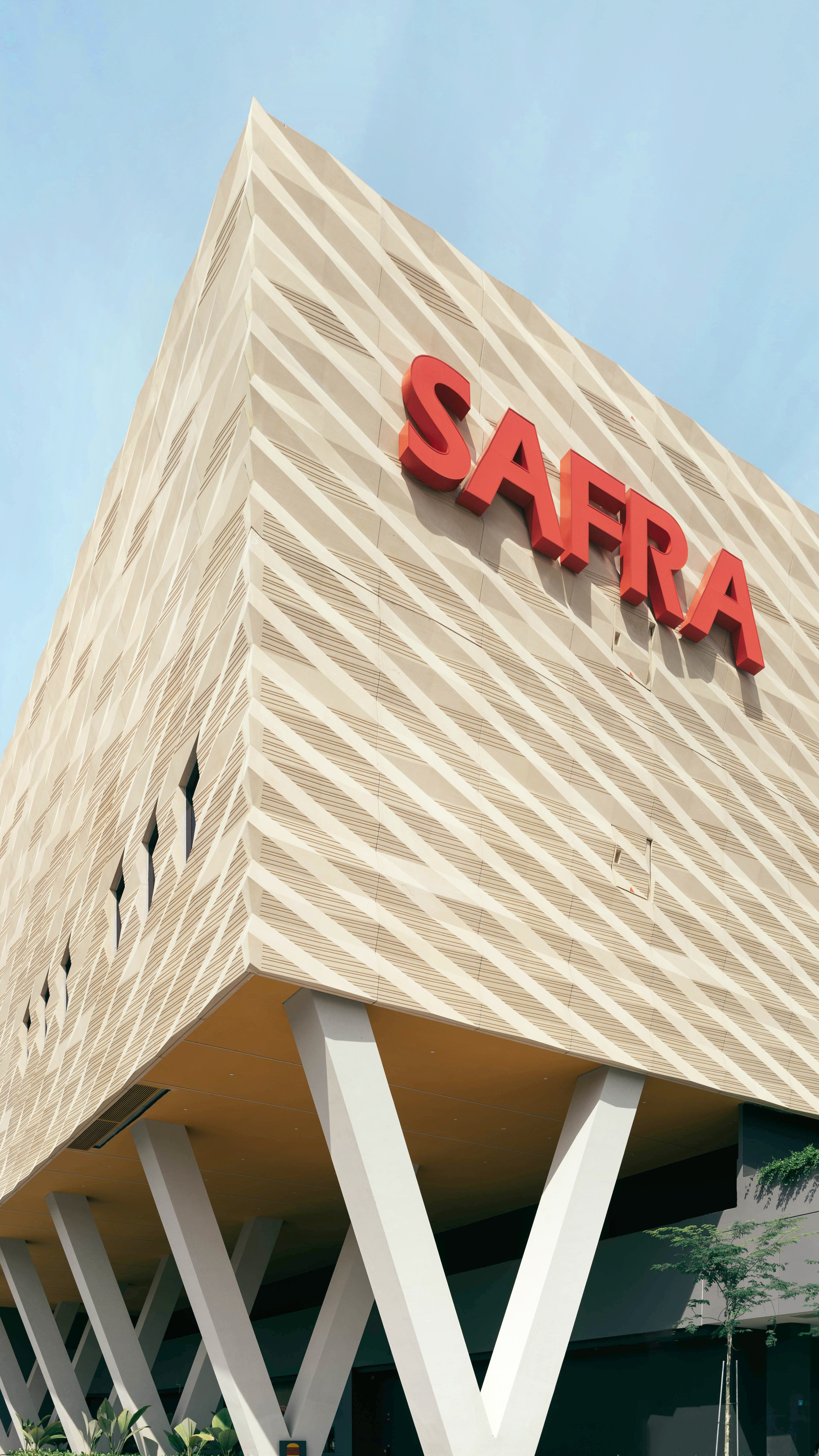 SAFRA Choa Chu Kang Clubhouse by DP Architects - Architizer