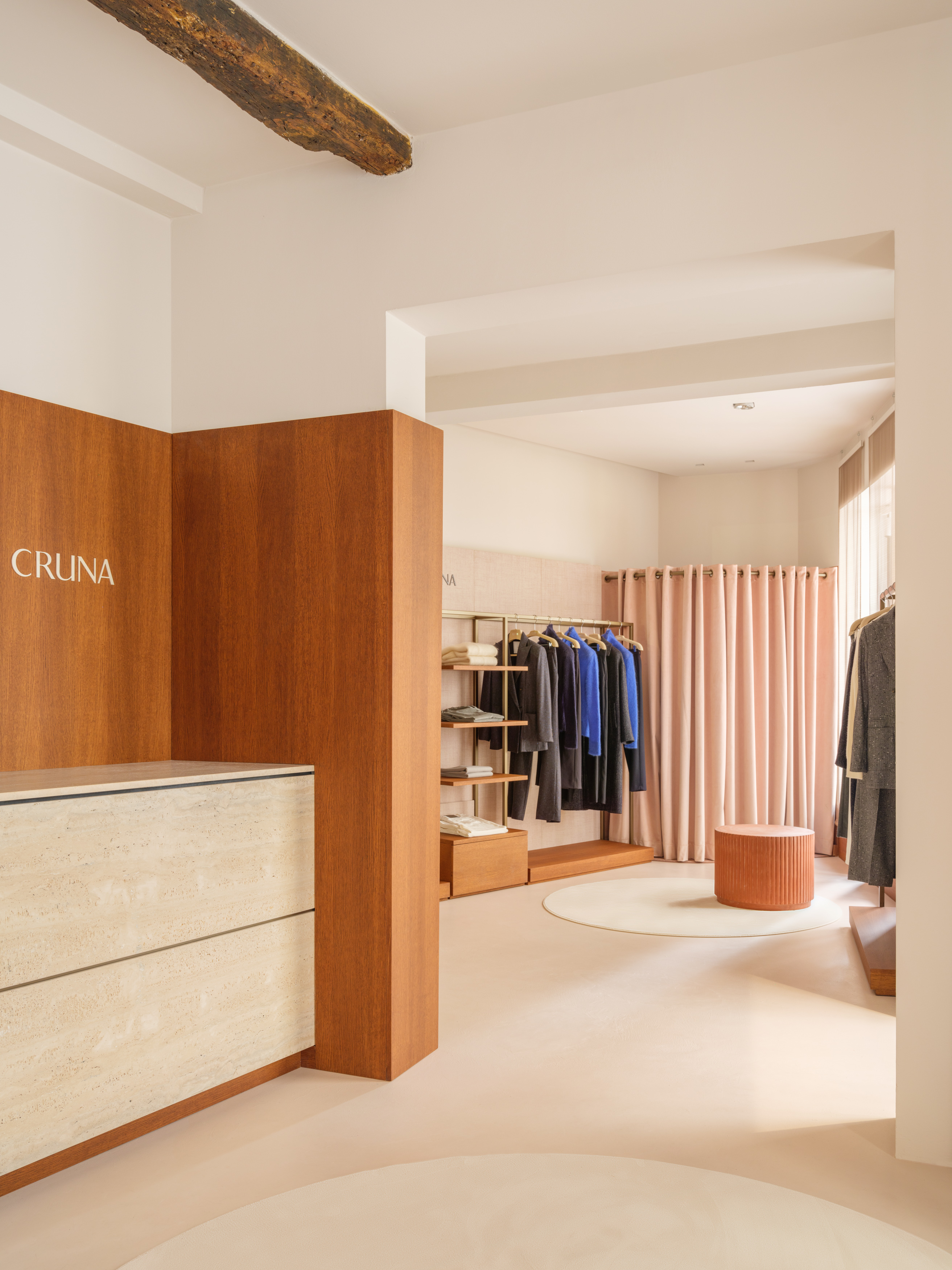 Cruna Flagship Store by DEFERRARI+MODESTI - Architizer