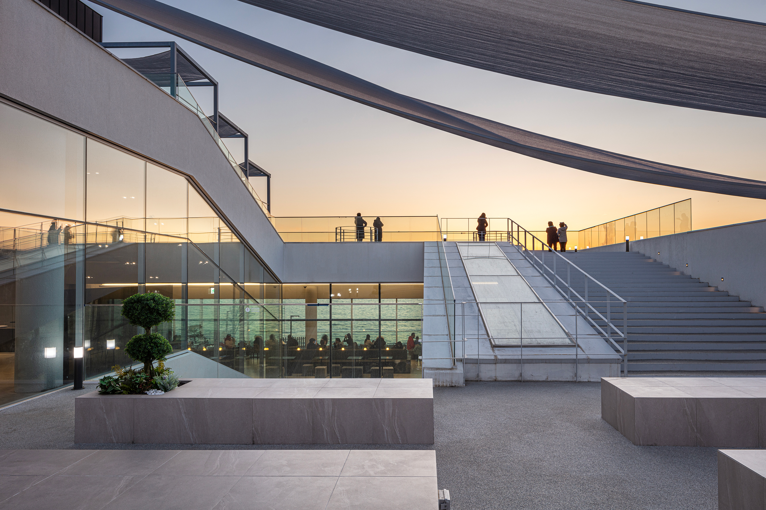 CAFE MIEUM by UTAA - Architizer