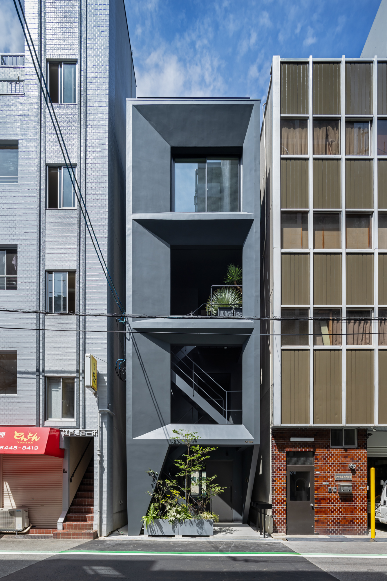 OP BLD. by KURU CO.,LTD. - Architizer