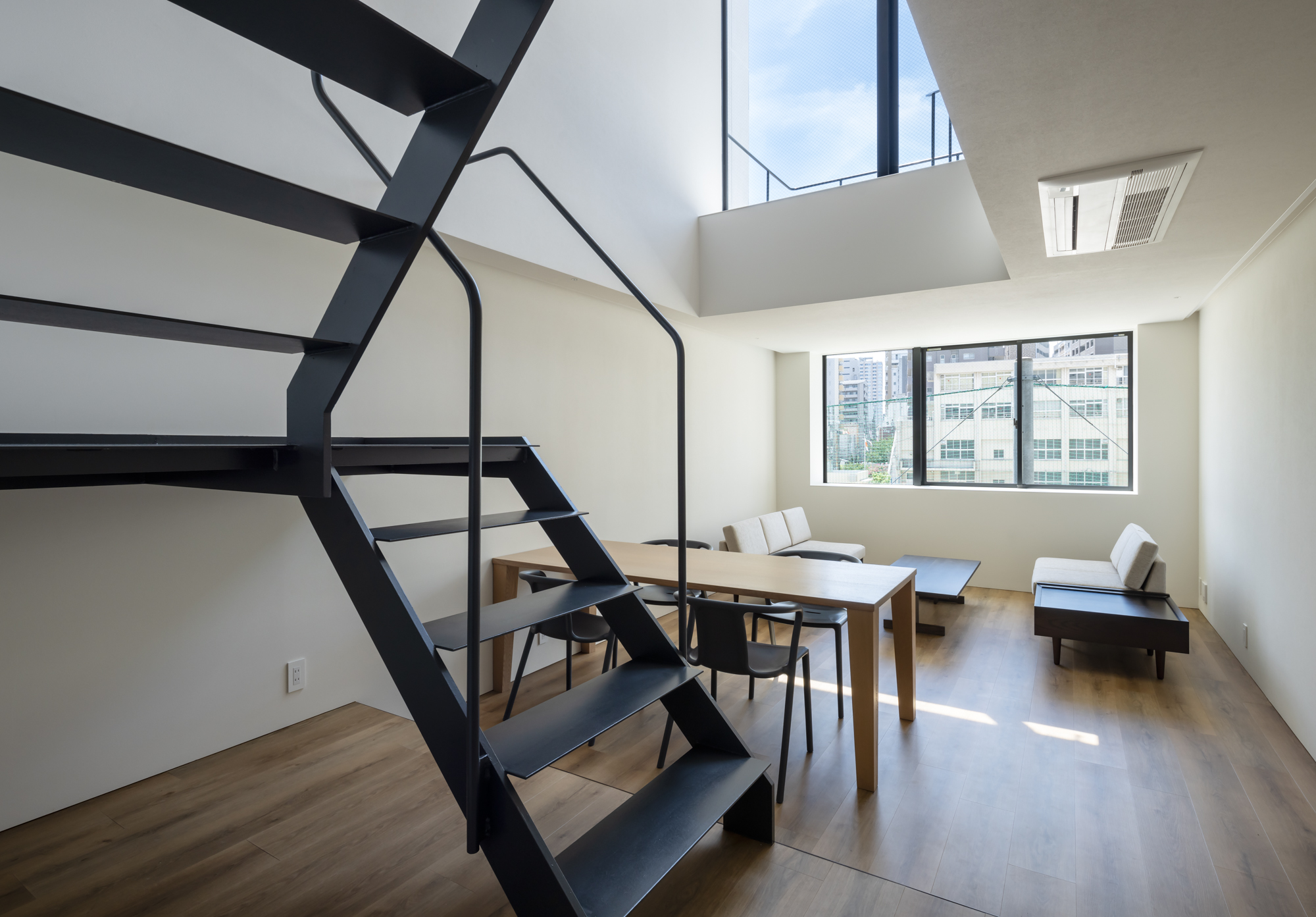 OP BLD. by KURU CO.,LTD. - Architizer