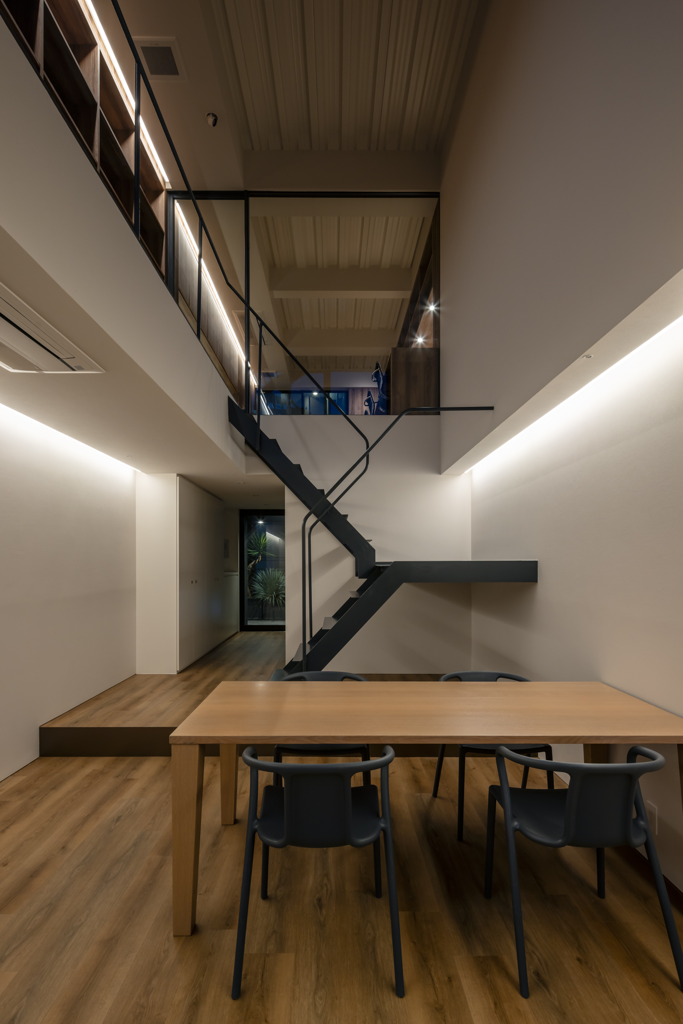 OP BLD. by KURU CO.,LTD. - Architizer