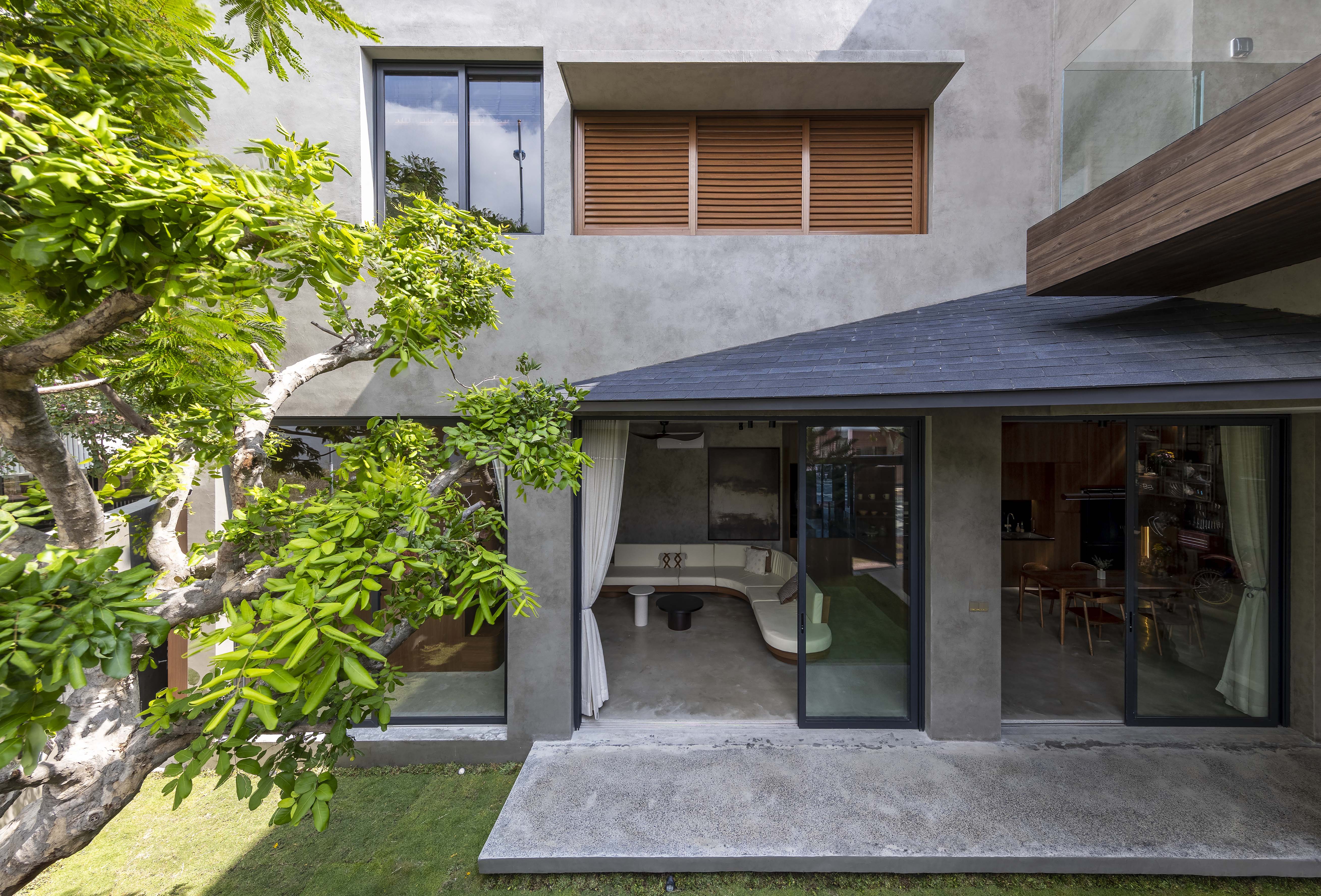 Phan Rang House - Hidden yard by Plus Idea Studio - Architizer