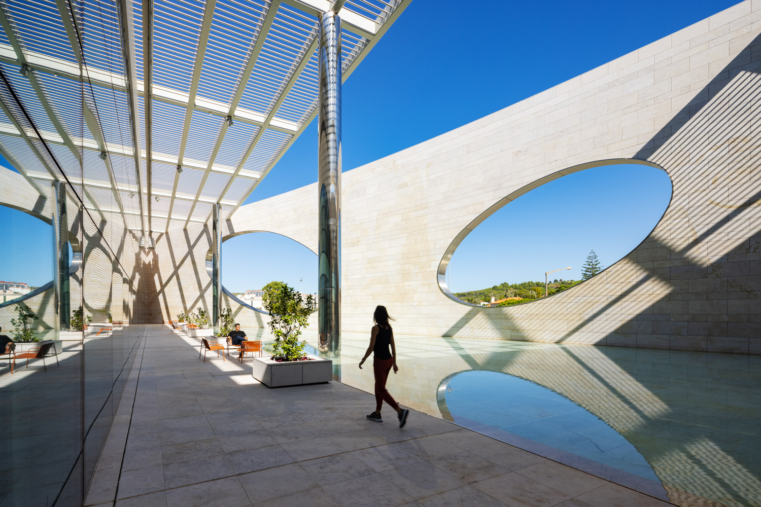 Botton-Champalimaud Pancreatic Cancer Centre by HDR - Architizer
