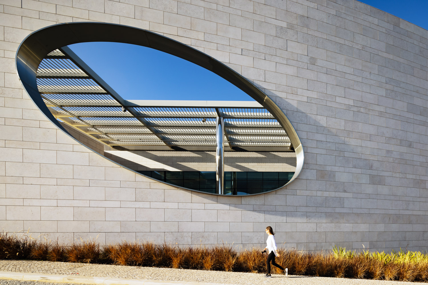 Botton-Champalimaud Pancreatic Cancer Centre by HDR - Architizer