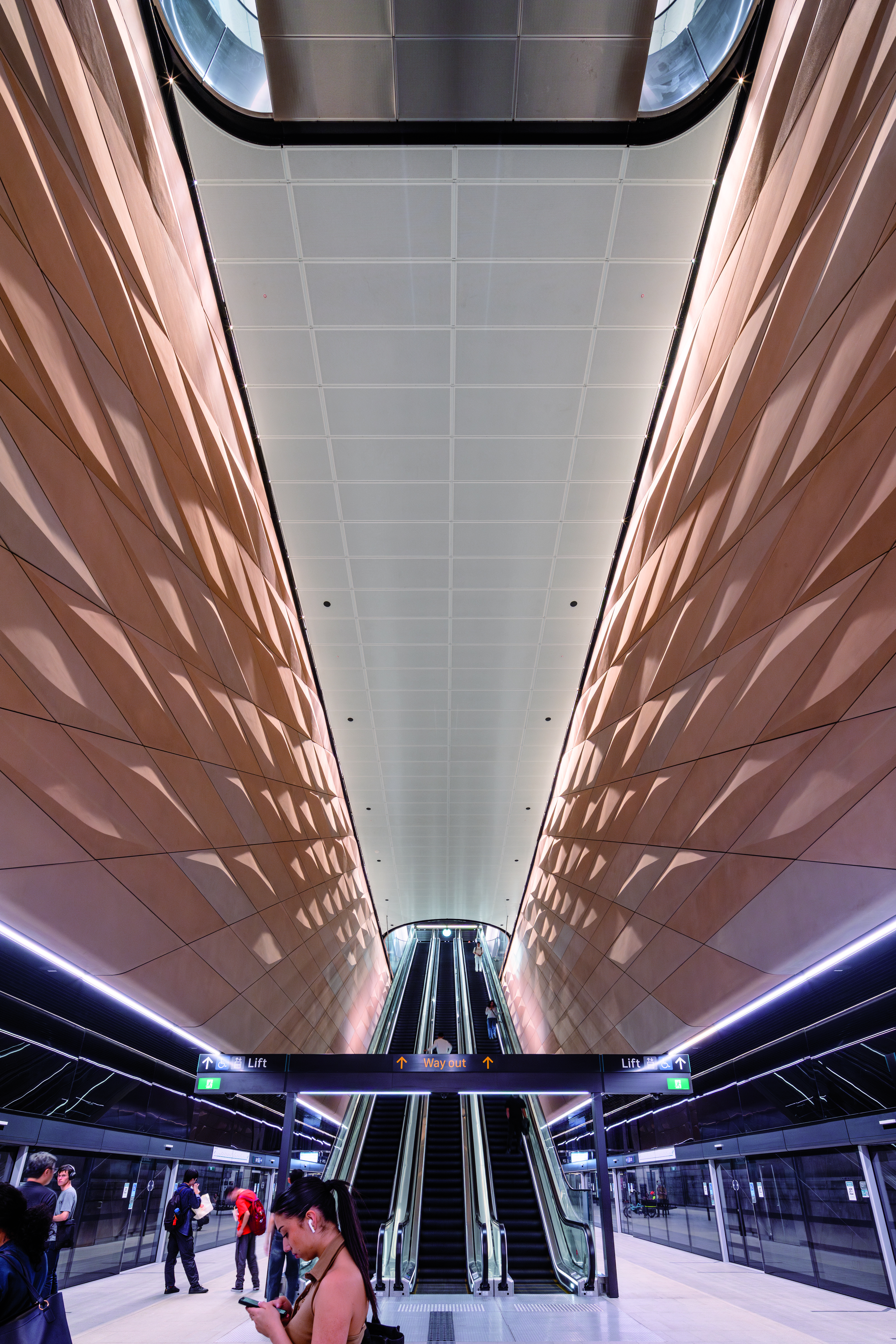 Idea 4248545: Central Station by Woods Bagot in Sydney, Australia ...