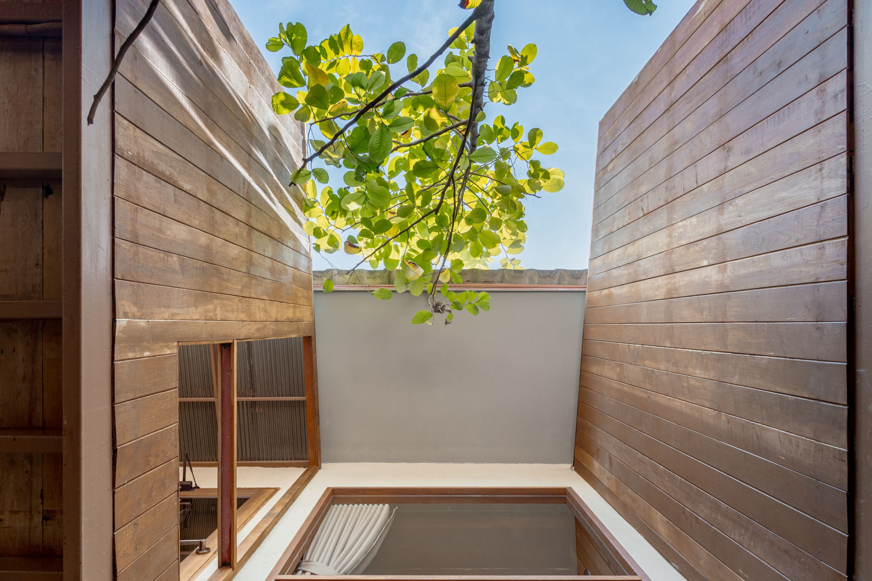 Kunst Ayutthaya & BodinChapa Architects Studio by BodinChapa Architects - Architizer