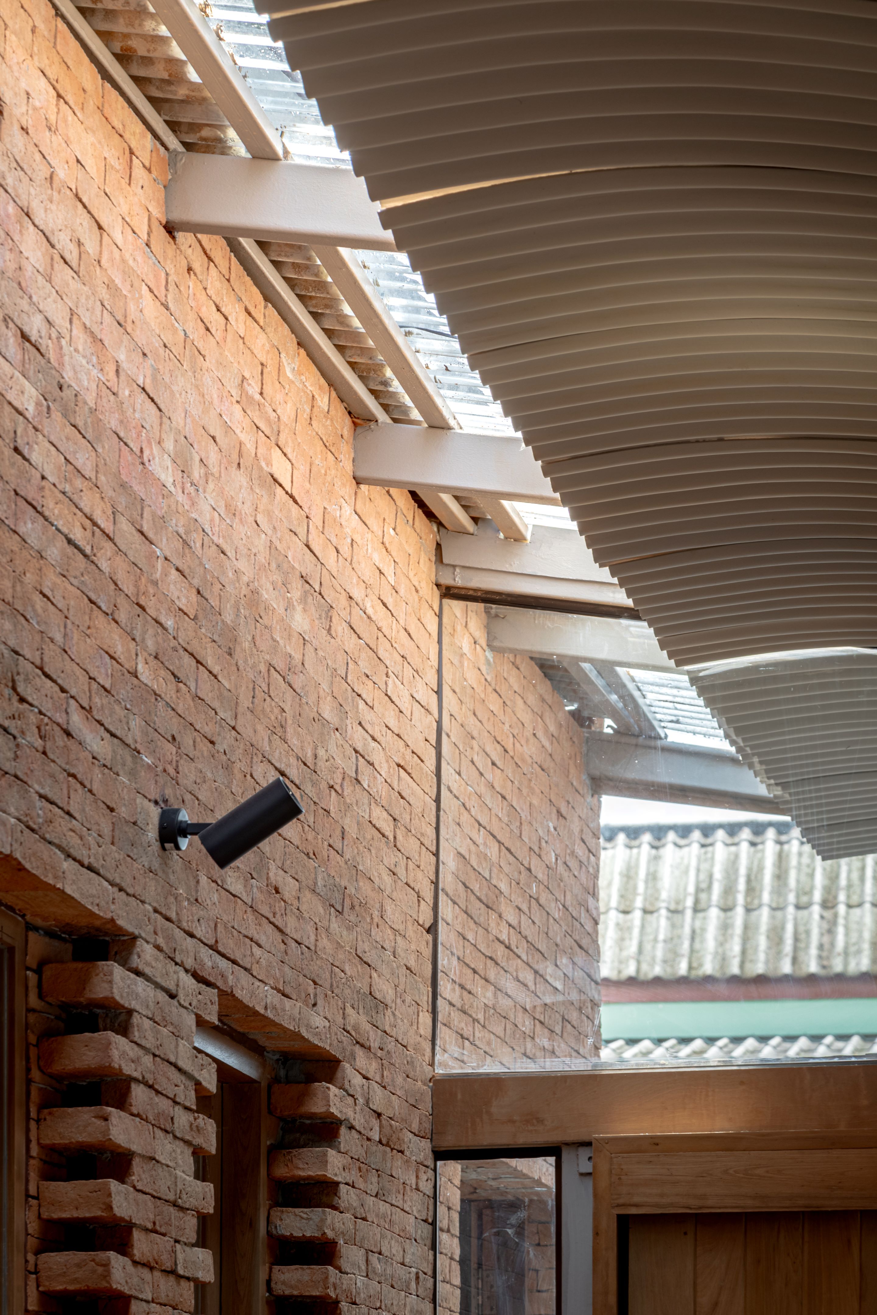 Kunst Ayutthaya & BodinChapa Architects Studio by BodinChapa Architects - Architizer