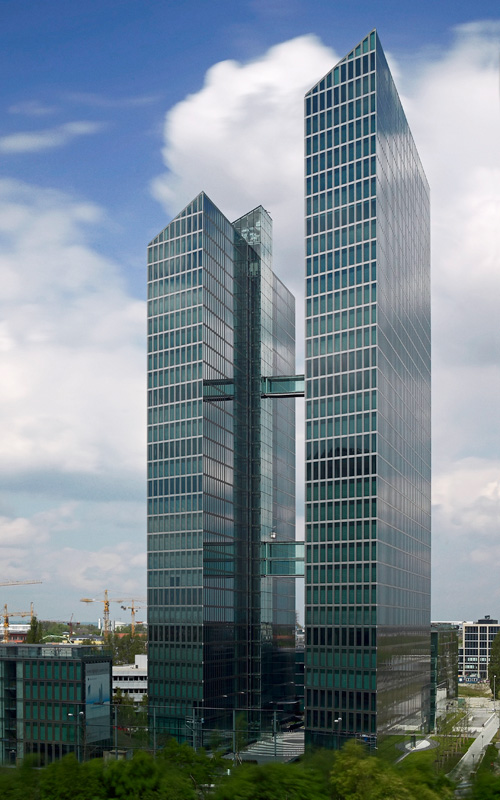 Highlight Towers by Jahn/ - Architizer