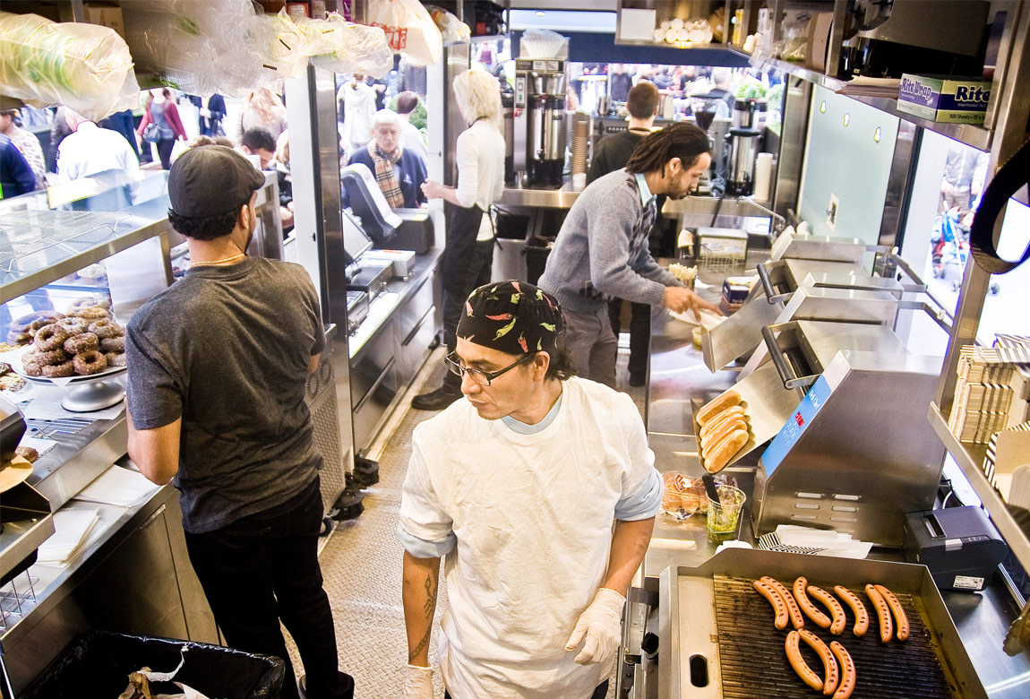 SnackBox Times Square by Ædifica architecture + design + urban planning - Architizer
