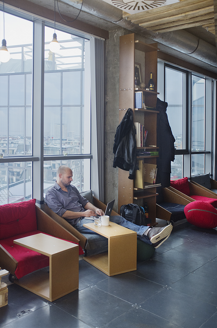 Saatchi & Saatchi Office Renovation by FUNKT - Architizer