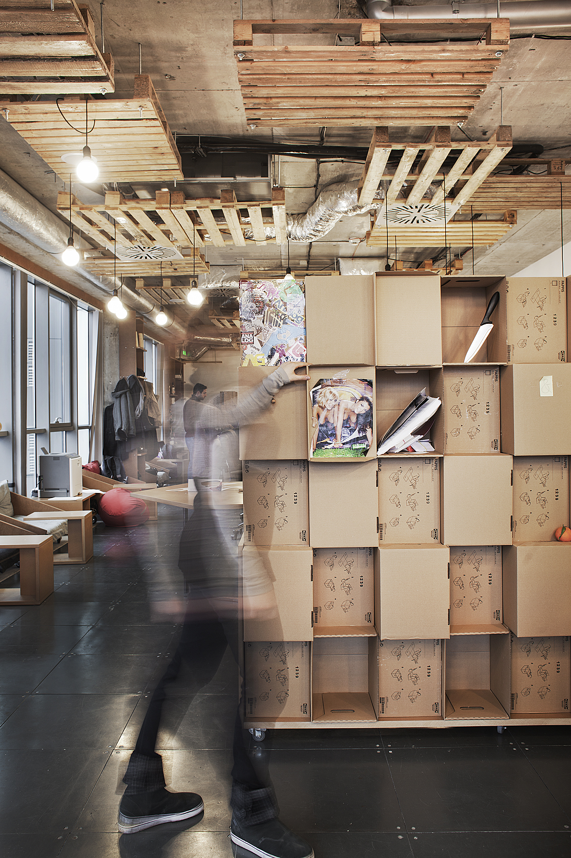 Saatchi & Saatchi Office Renovation by FUNKT - Architizer