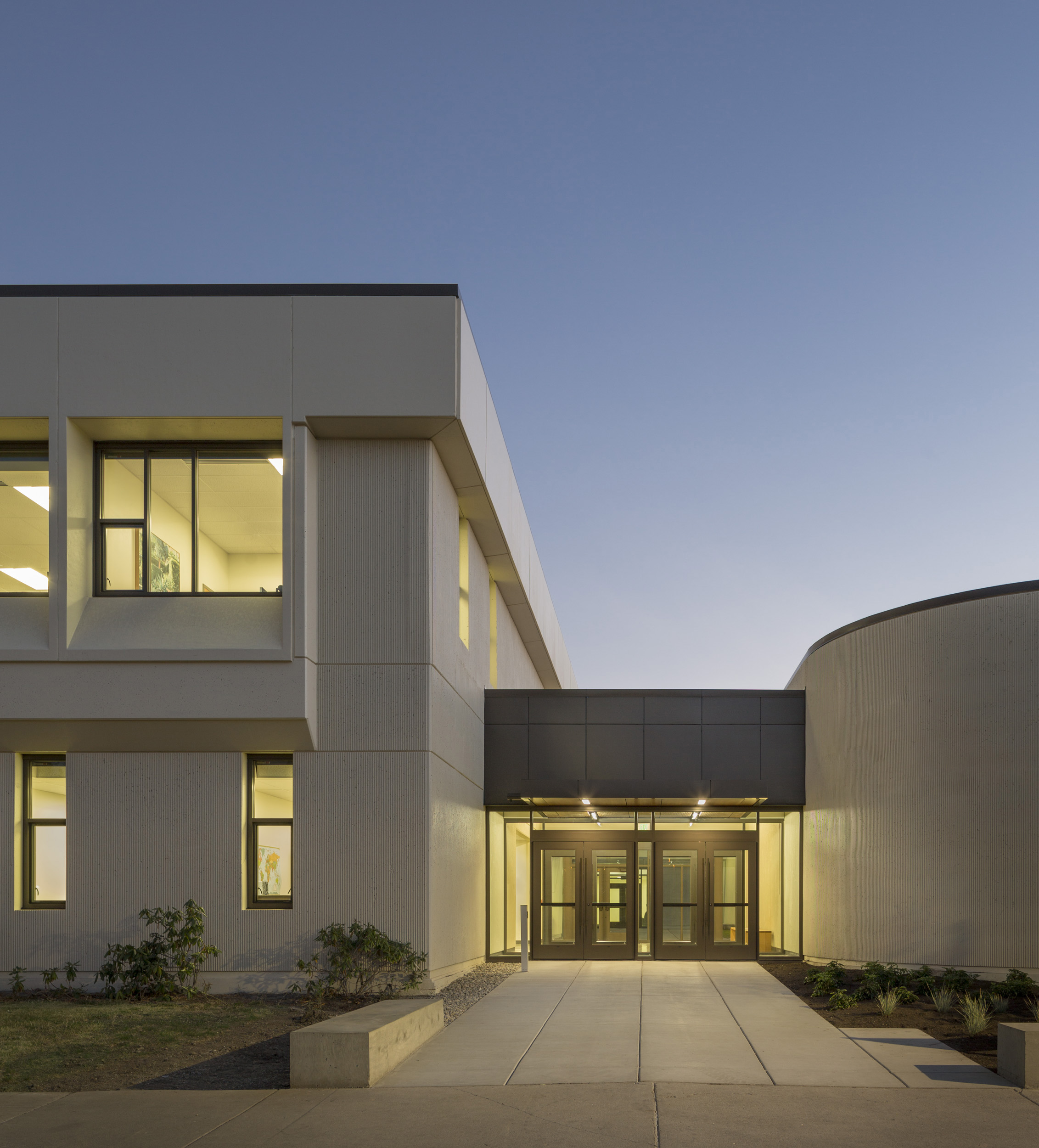Cascades Academy by Hennebery Eddy Architects - Architizer