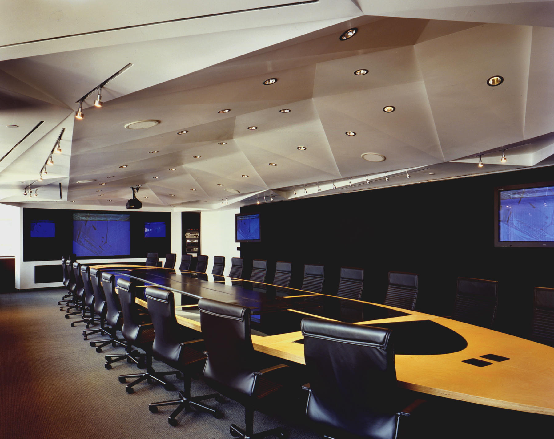 McCann Conference Center by Resolution: 4 Architecture - Architizer