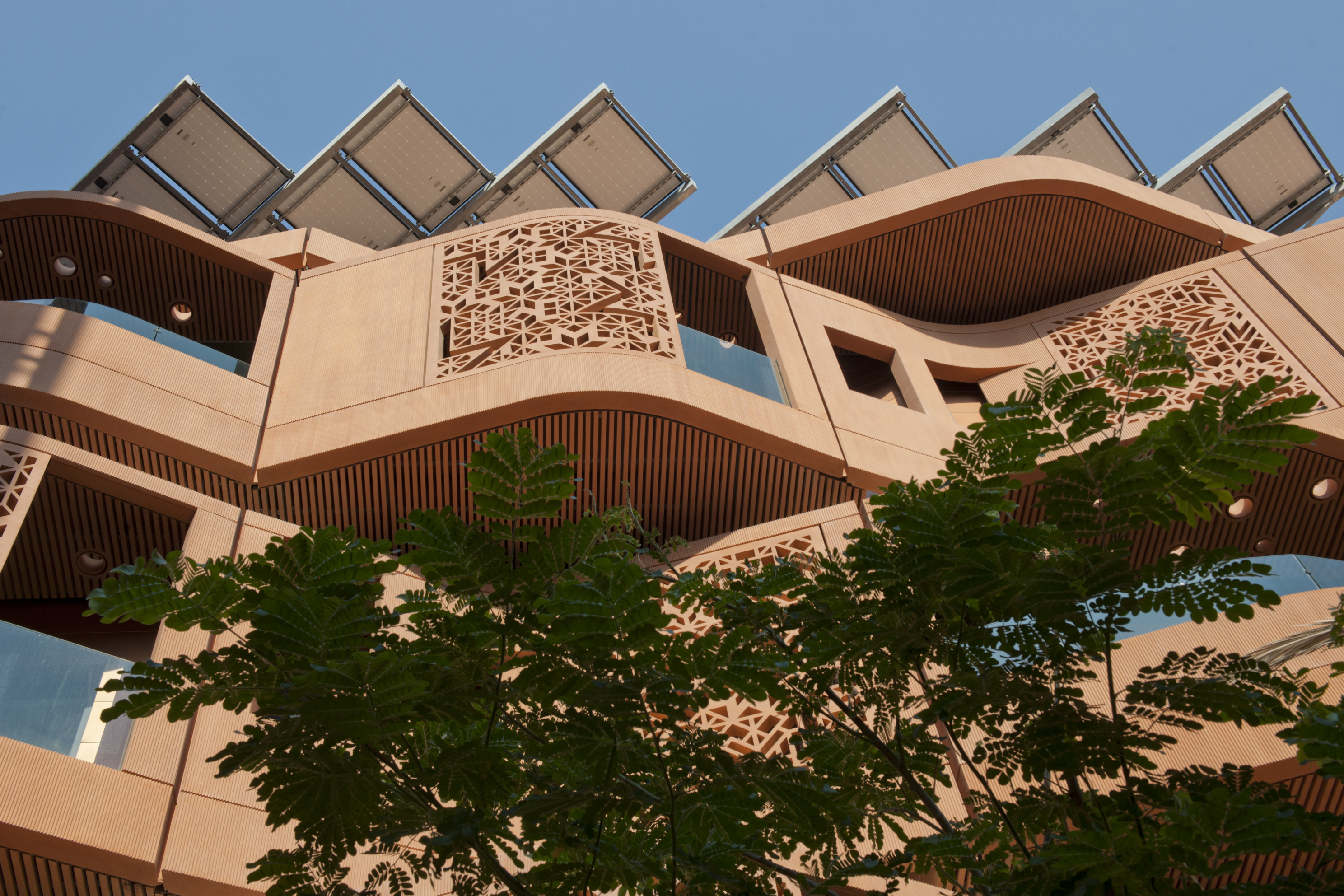 Masdar Institute by Foster + Partners - Architizer