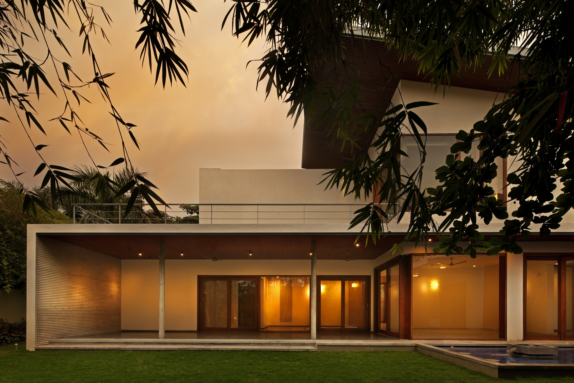 The Long House by Khosla Associates - Architizer