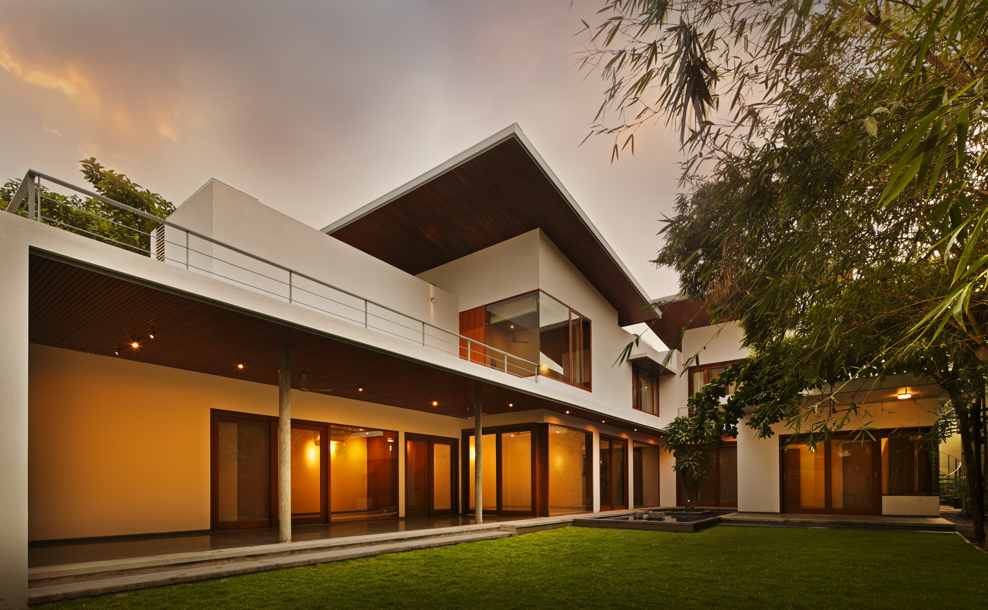 The Long House by Khosla Associates - Architizer