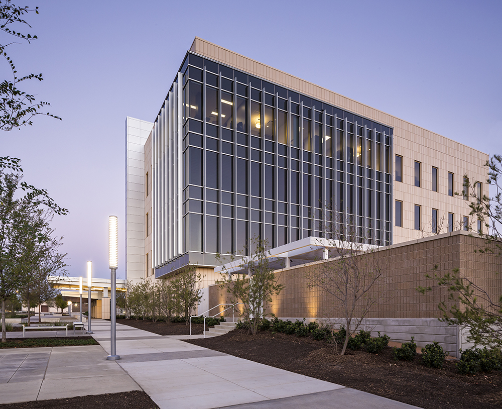 Moncrief Cancer Institute - Architizer