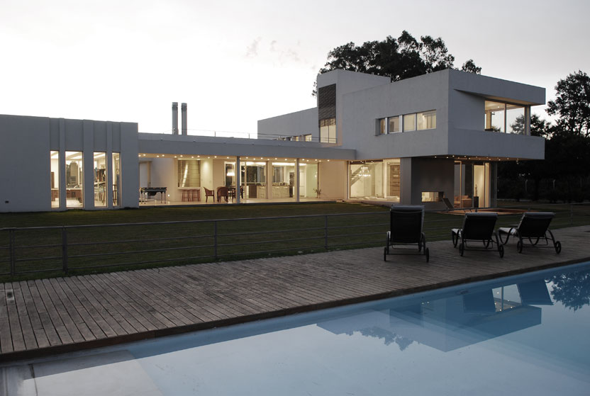 Pilar House by Vanguarda Architects - Architizer