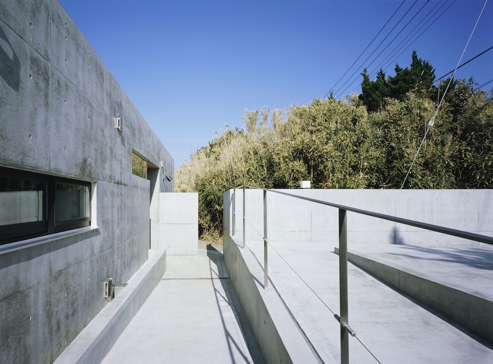 Slash House by Apollo Architects and Associates - Architizer