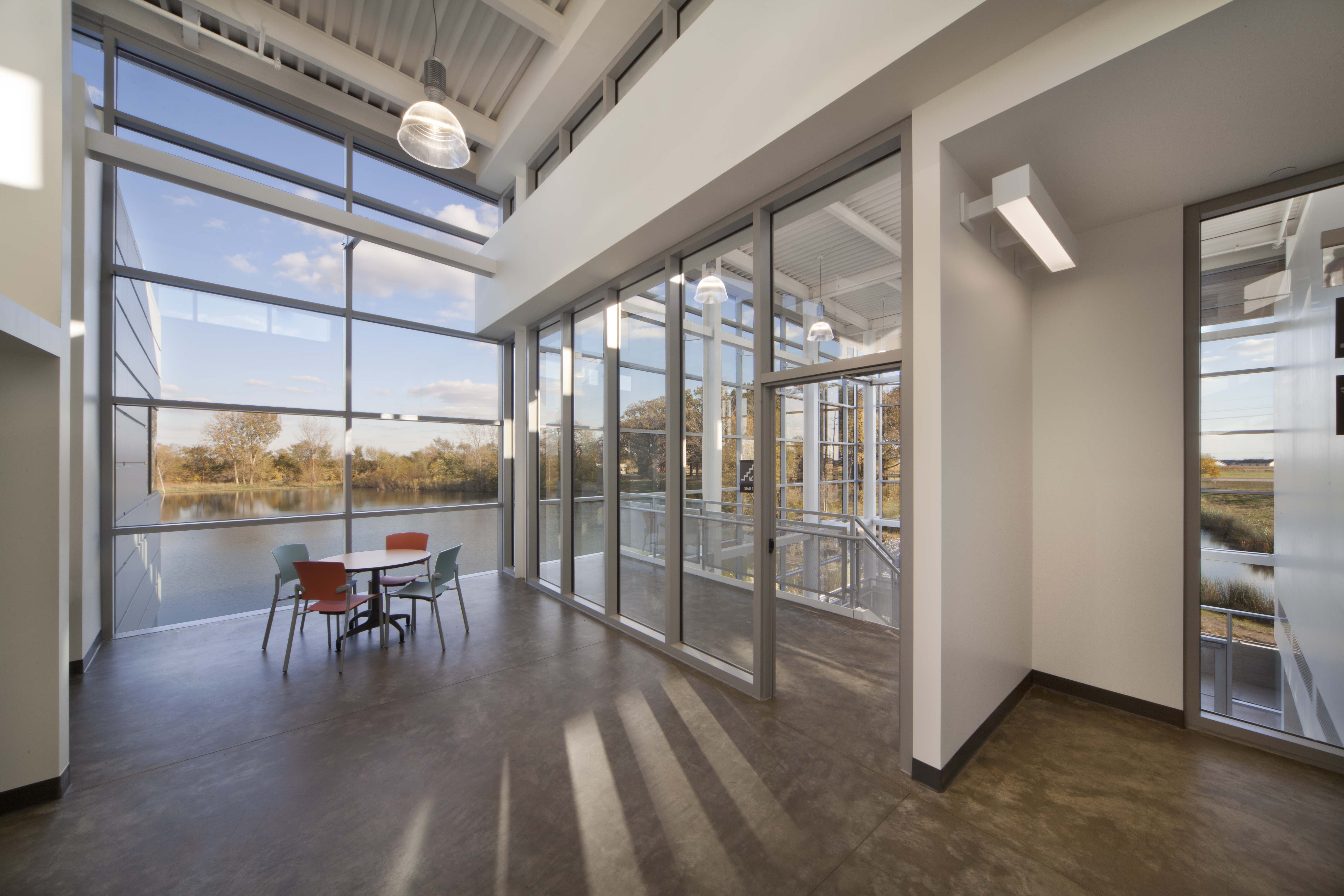 Waubonsee Community College - Plano Classroom Building by Holabird ...