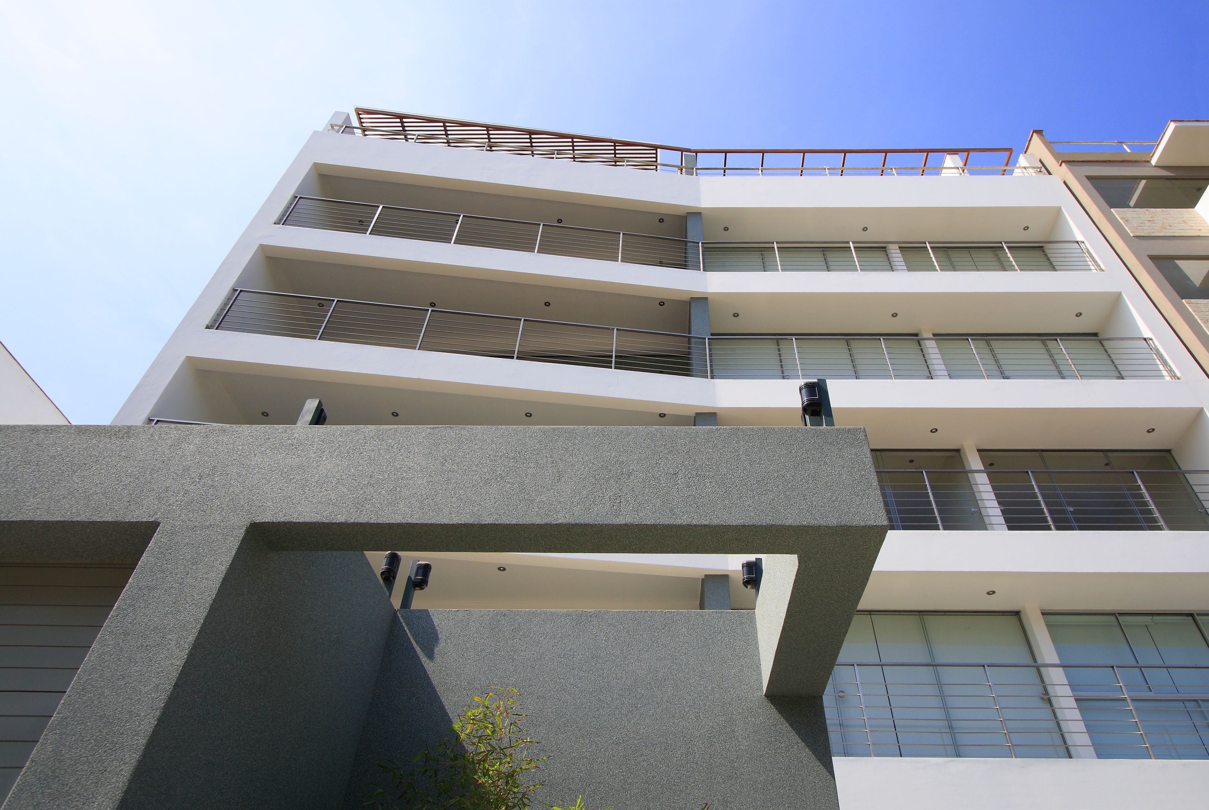 Edificio Los Precursores by Vértice Arquitectos - Architizer