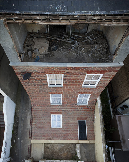 From the Knees of my Nose to the Belly of my Toes by Alex Chinneck ...