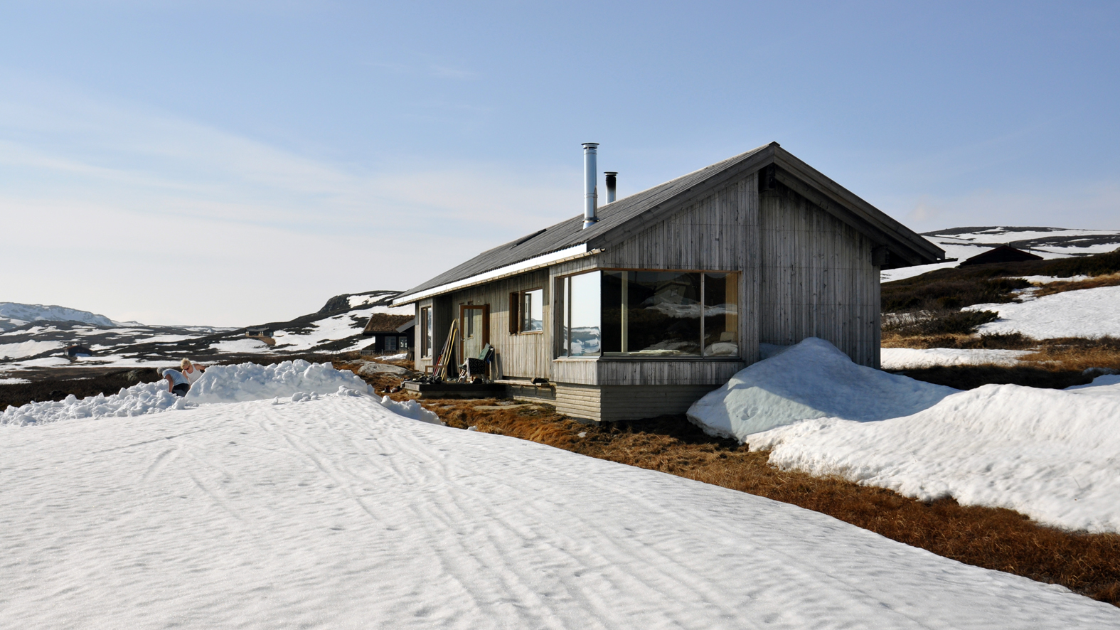 Remote Retreats: 7 Norwegian Cabins Embracing the Wilderness ...