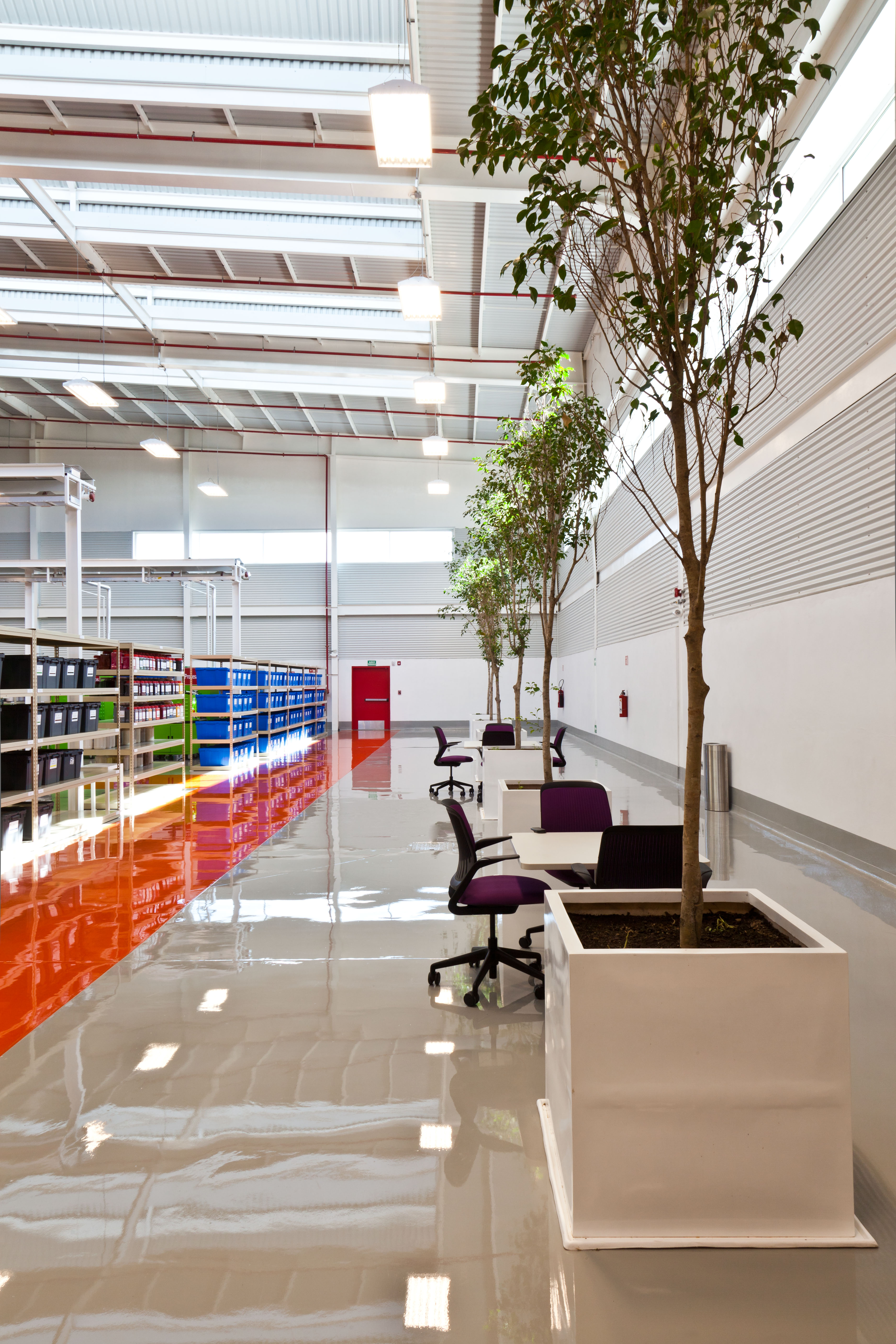 XIGNUX Technology Centers by Arq. Bernardo Hinojosa / Arquiplan ...