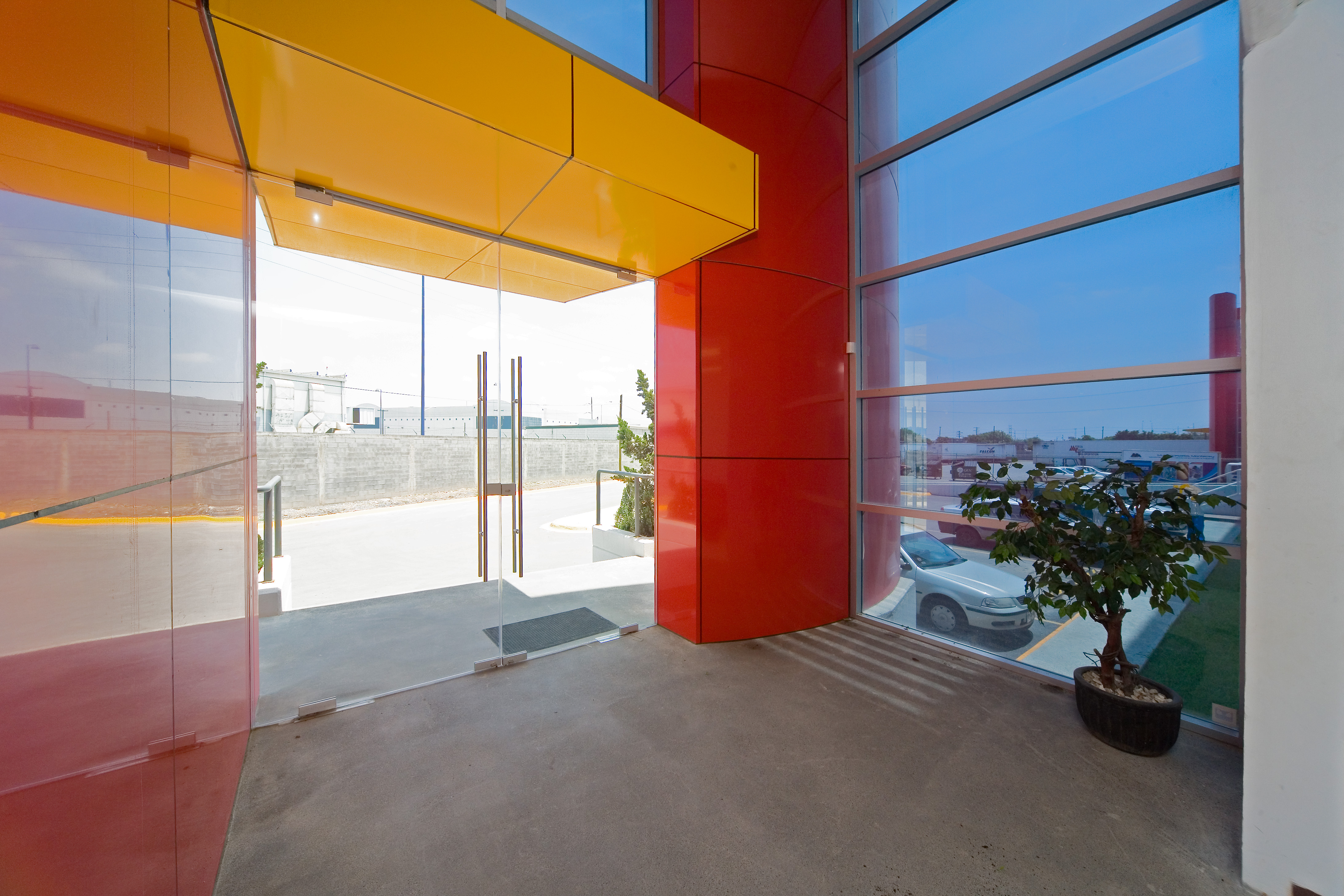 STIVA by Arq. Bernardo Hinojosa / Arquiplan - Architizer