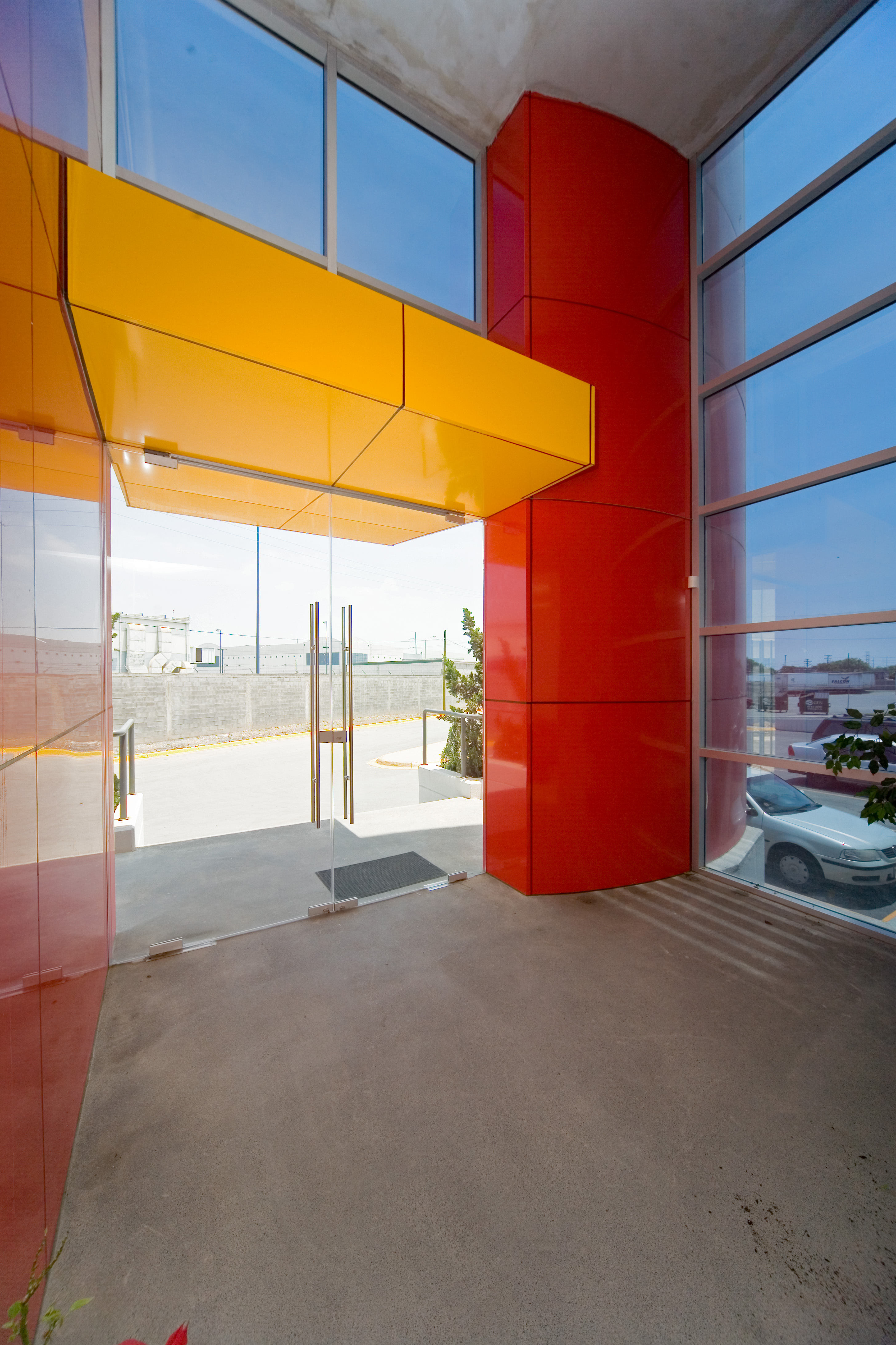 STIVA by Arq. Bernardo Hinojosa / Arquiplan - Architizer