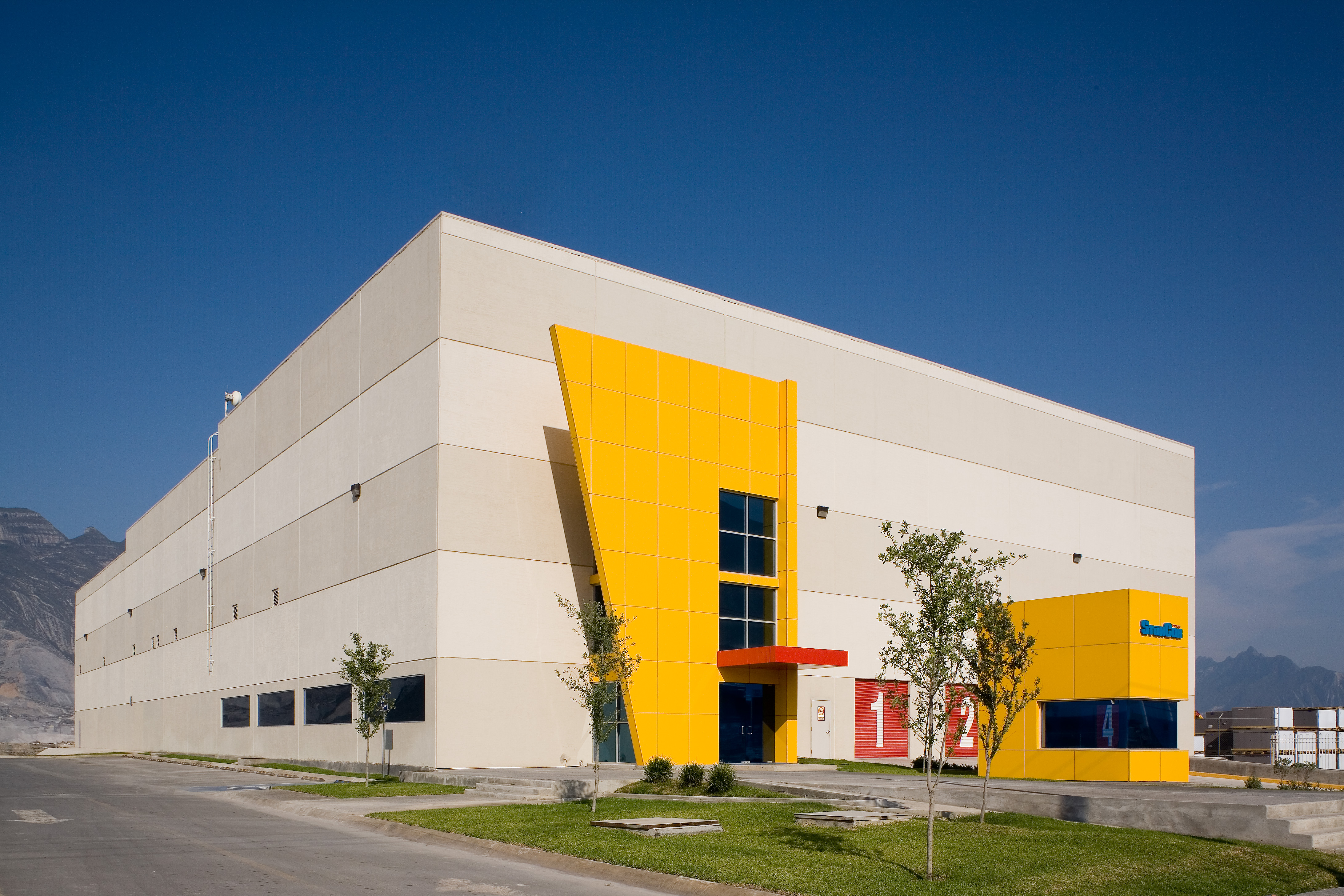 STIVA by Arq. Bernardo Hinojosa / Arquiplan - Architizer