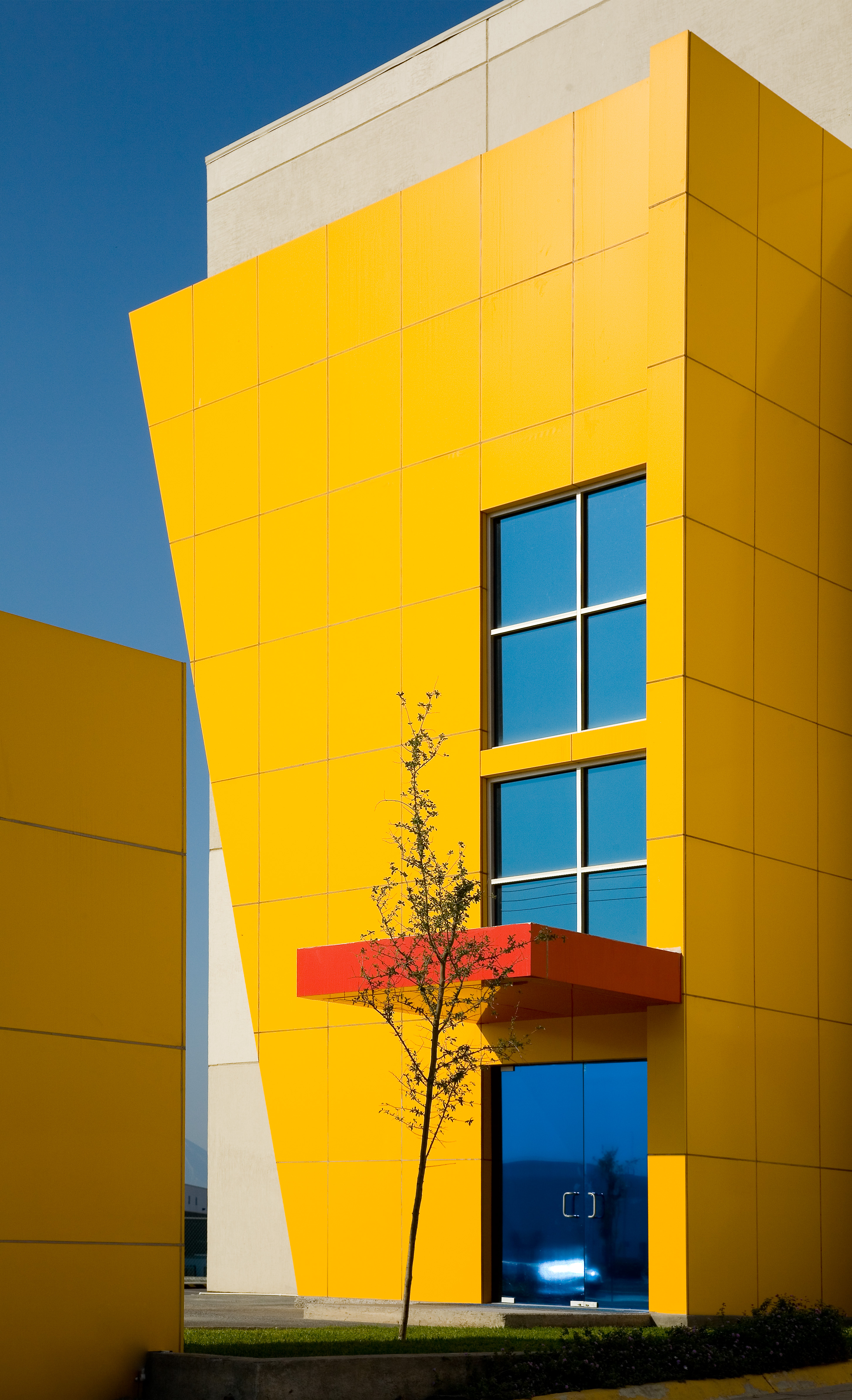 STIVA by Arq. Bernardo Hinojosa / Arquiplan - Architizer