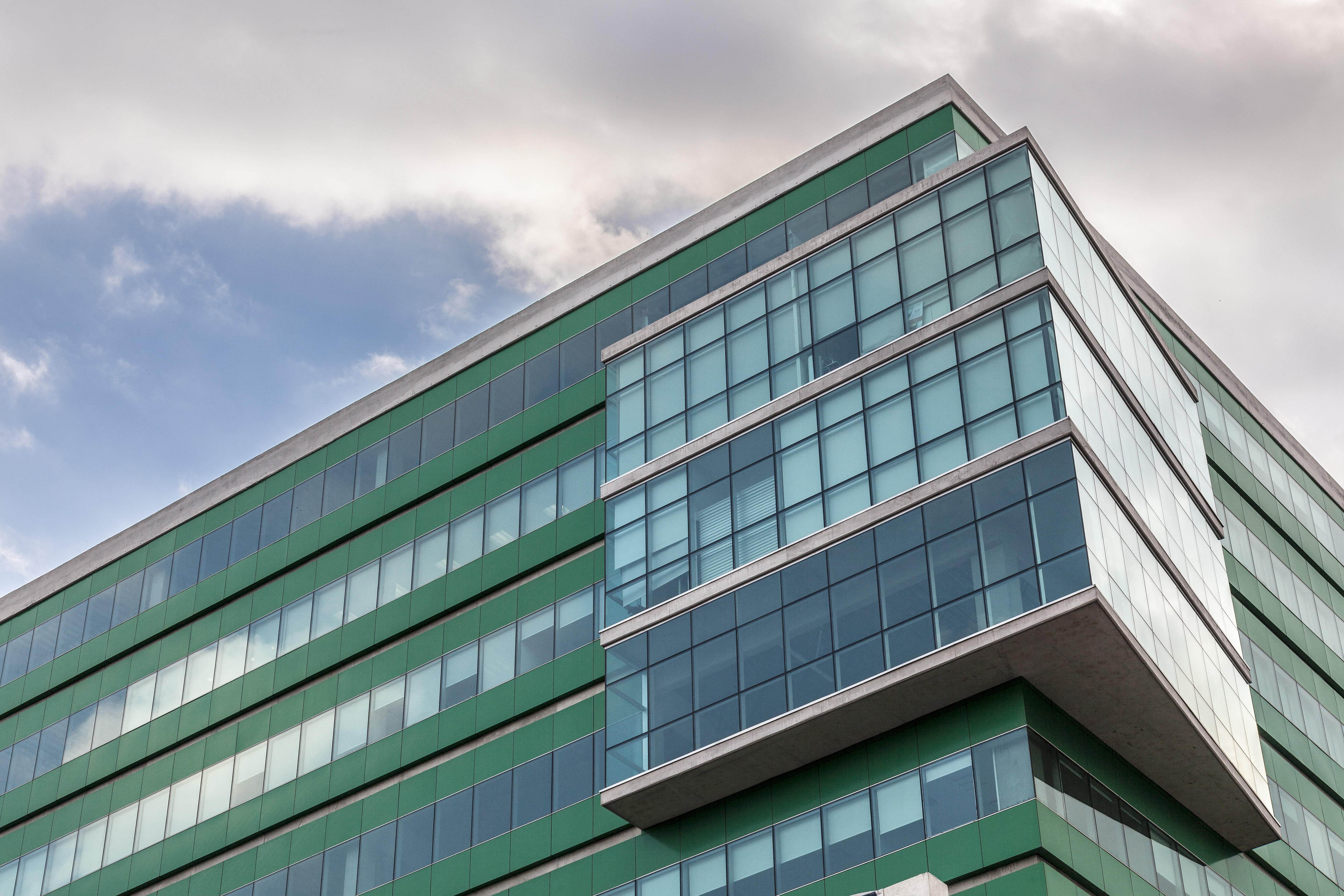 KOINOX Workspace Valle 109.28 by Arq. Bernardo Hinojosa / Arquiplan ...