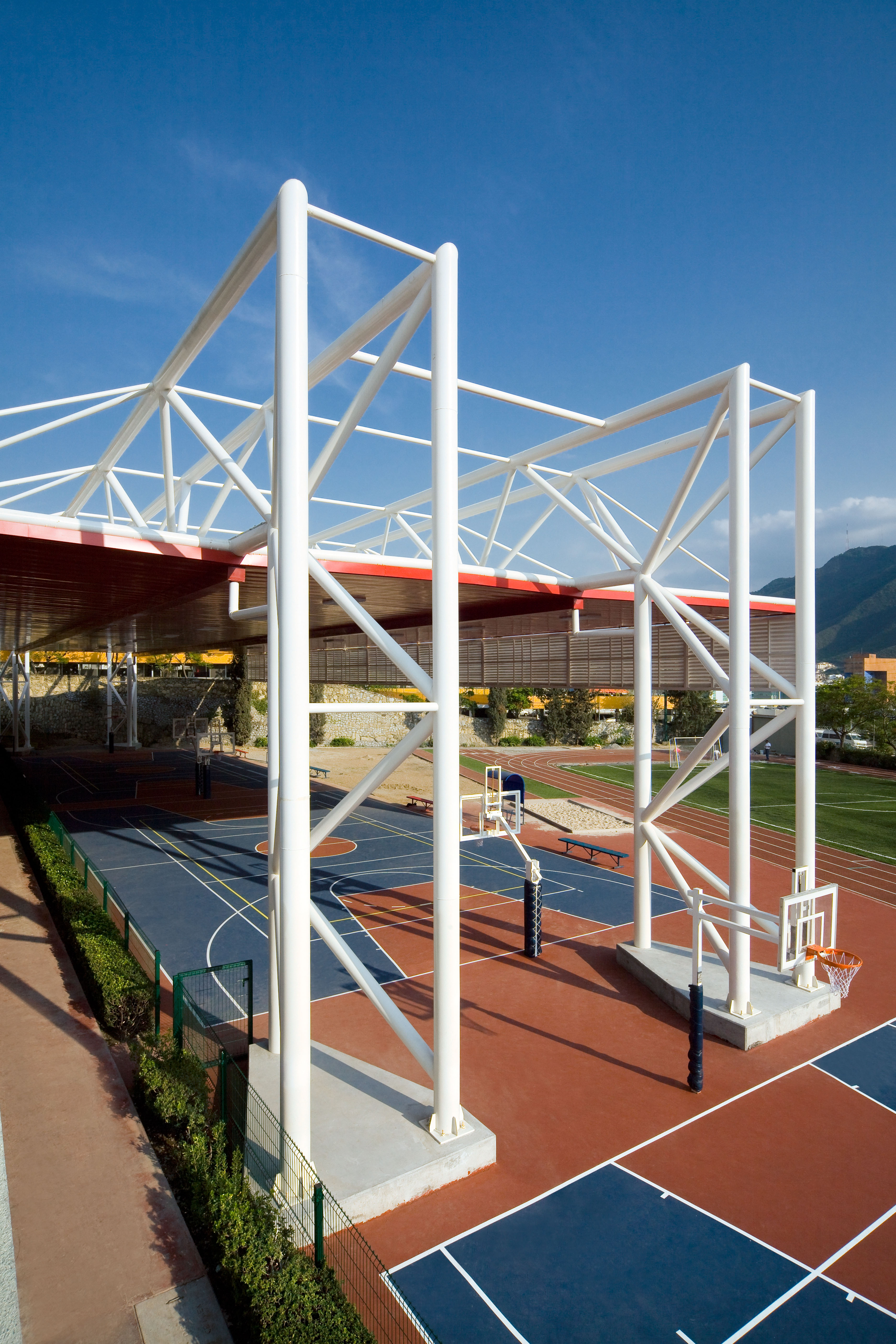 Liceo de Monterrey (Girls School) Recreative Area by Arq. Bernardo ...